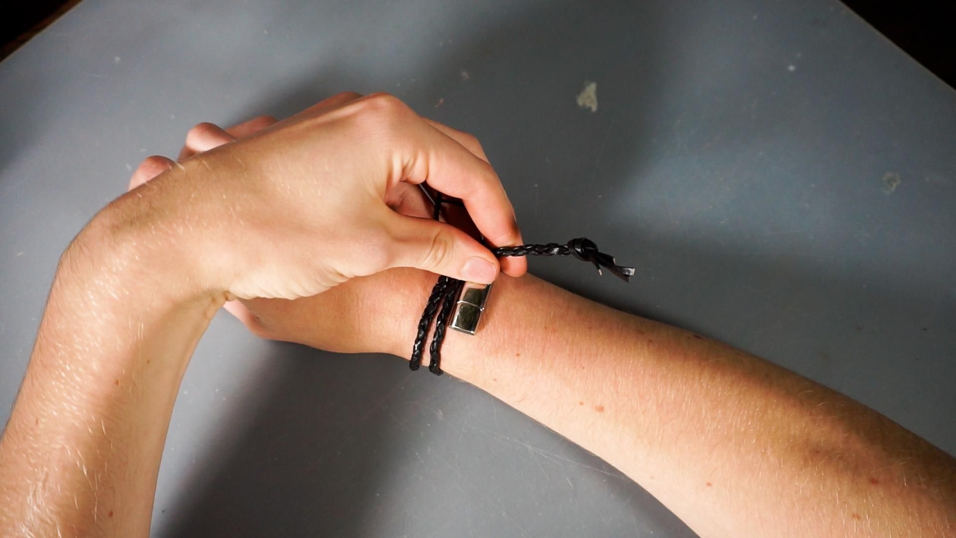 Double Round Braided Leather Bracelet : 11 Steps (with Pictures ...