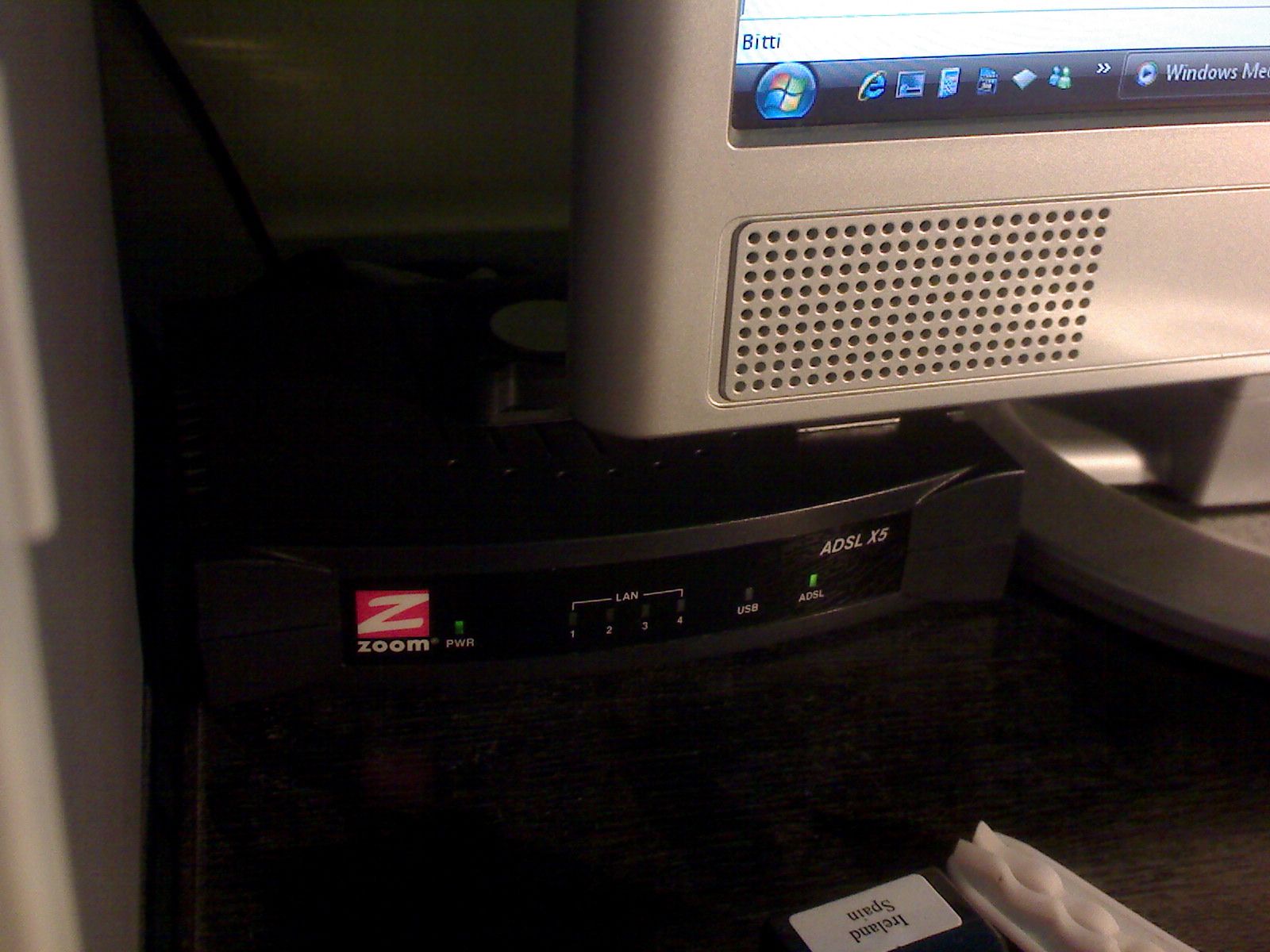 Adsl Modem Cooling Fan Mod : 5 Steps - Instructables