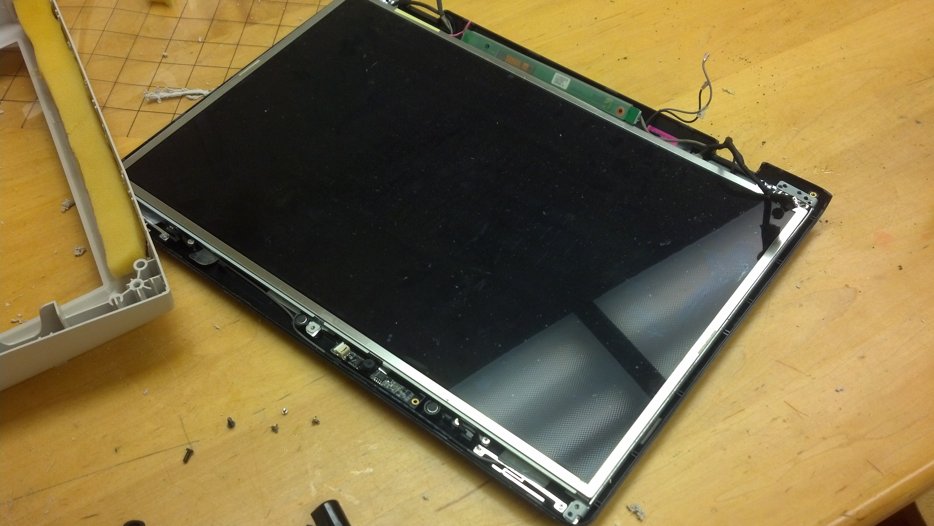 Working Monitor Helmet : 8 Steps - Instructables