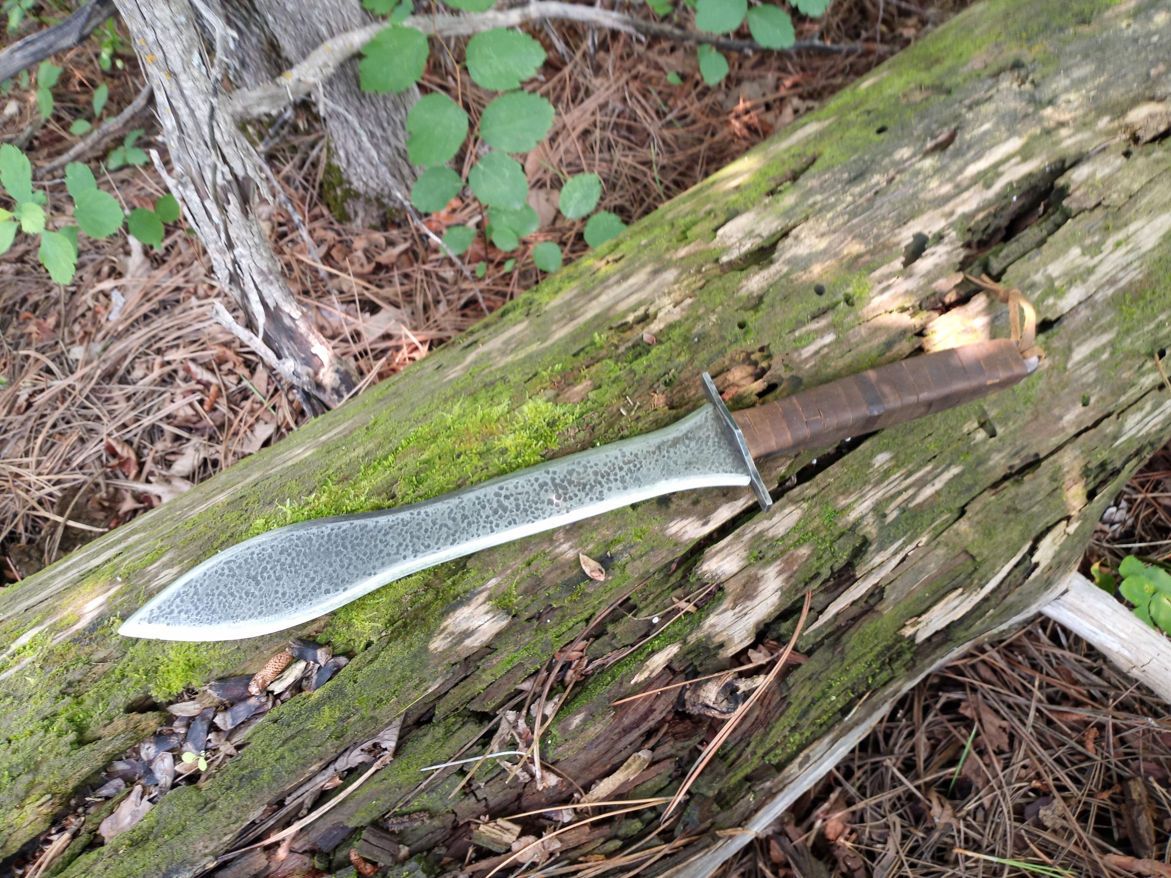 Hammered Steel Leaf-Bladed Knife : 10 Steps (with Pictures) - Instructables