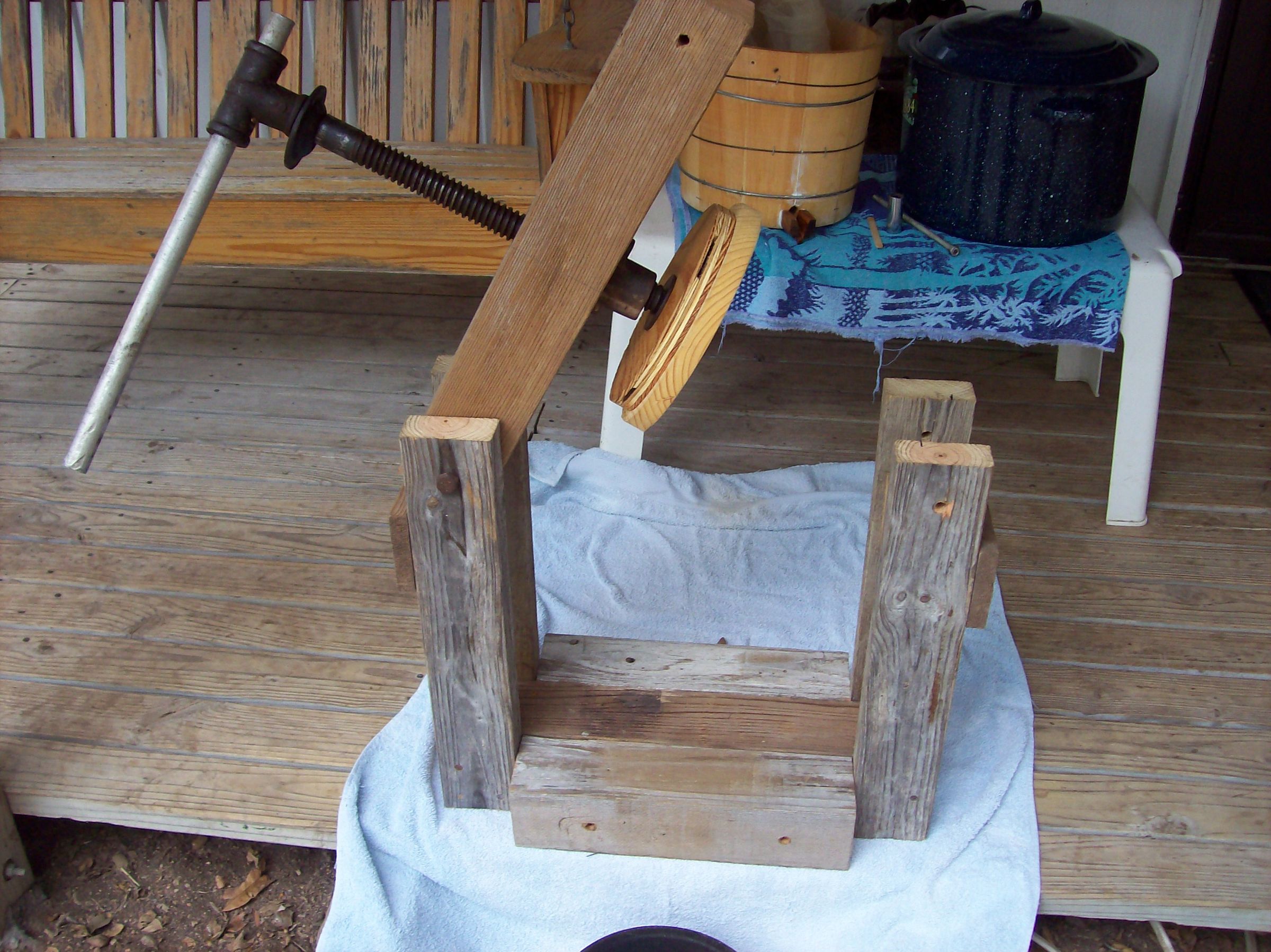 Small Homebuilt Cider Press (with Pictures) - Instructables