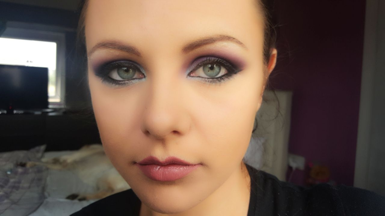 Clubbing Purple Eye Makeup Look - Instructables