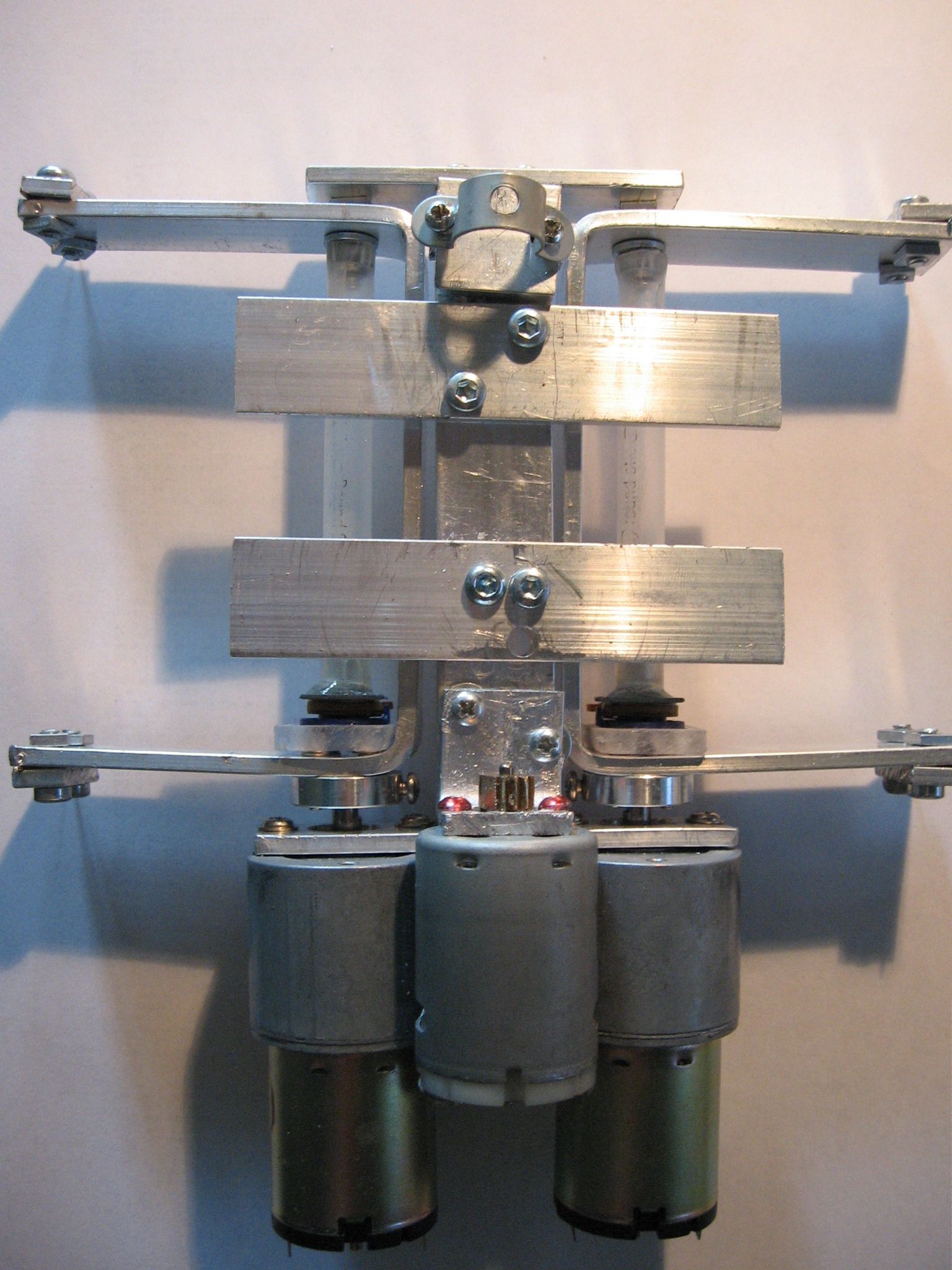 Tree Climbing Robot : 20 Steps (with Pictures) - Instructables