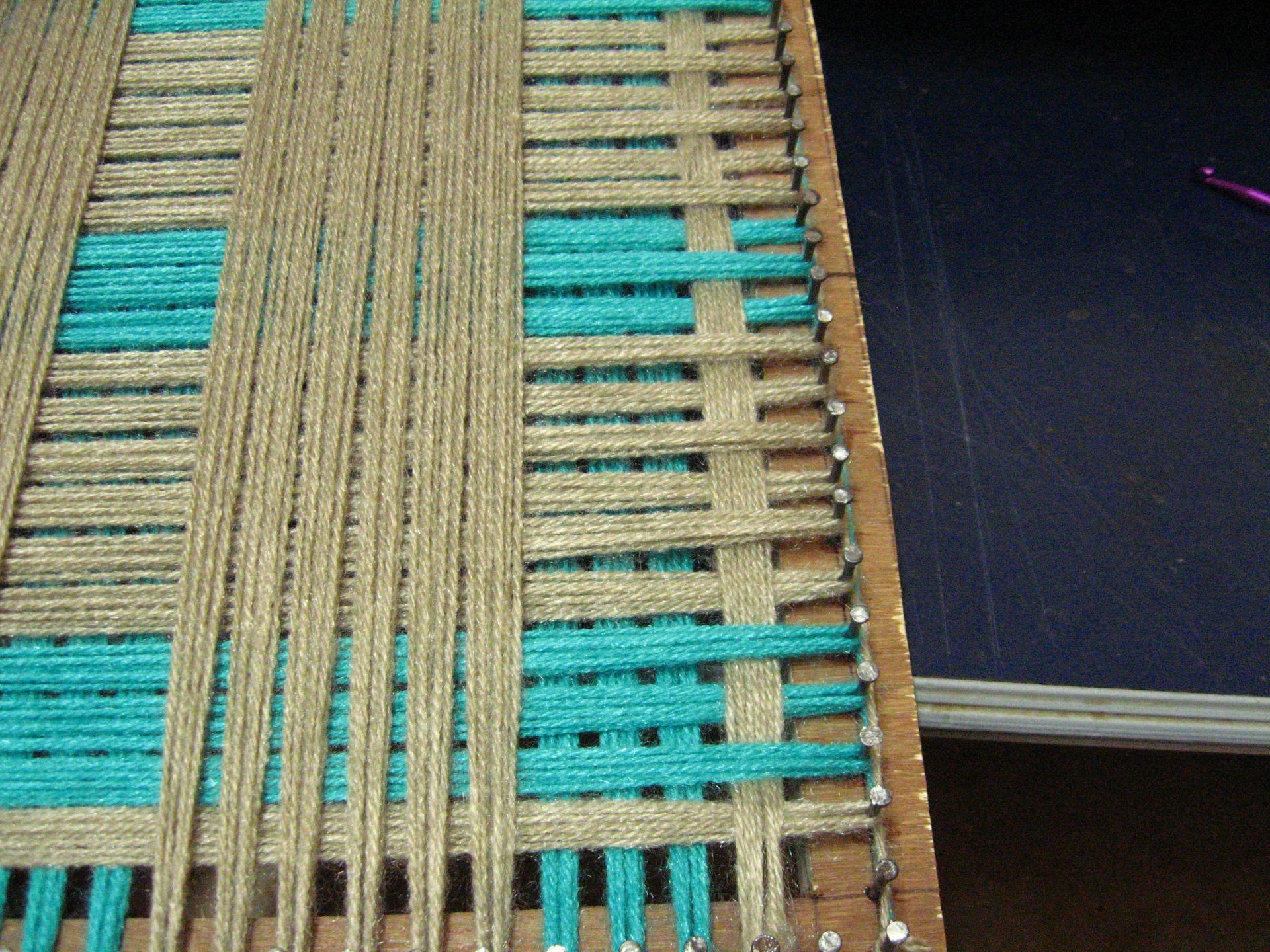 How to Weave a Small Table Mat With Home Made Loom : 13 Steps (with ...