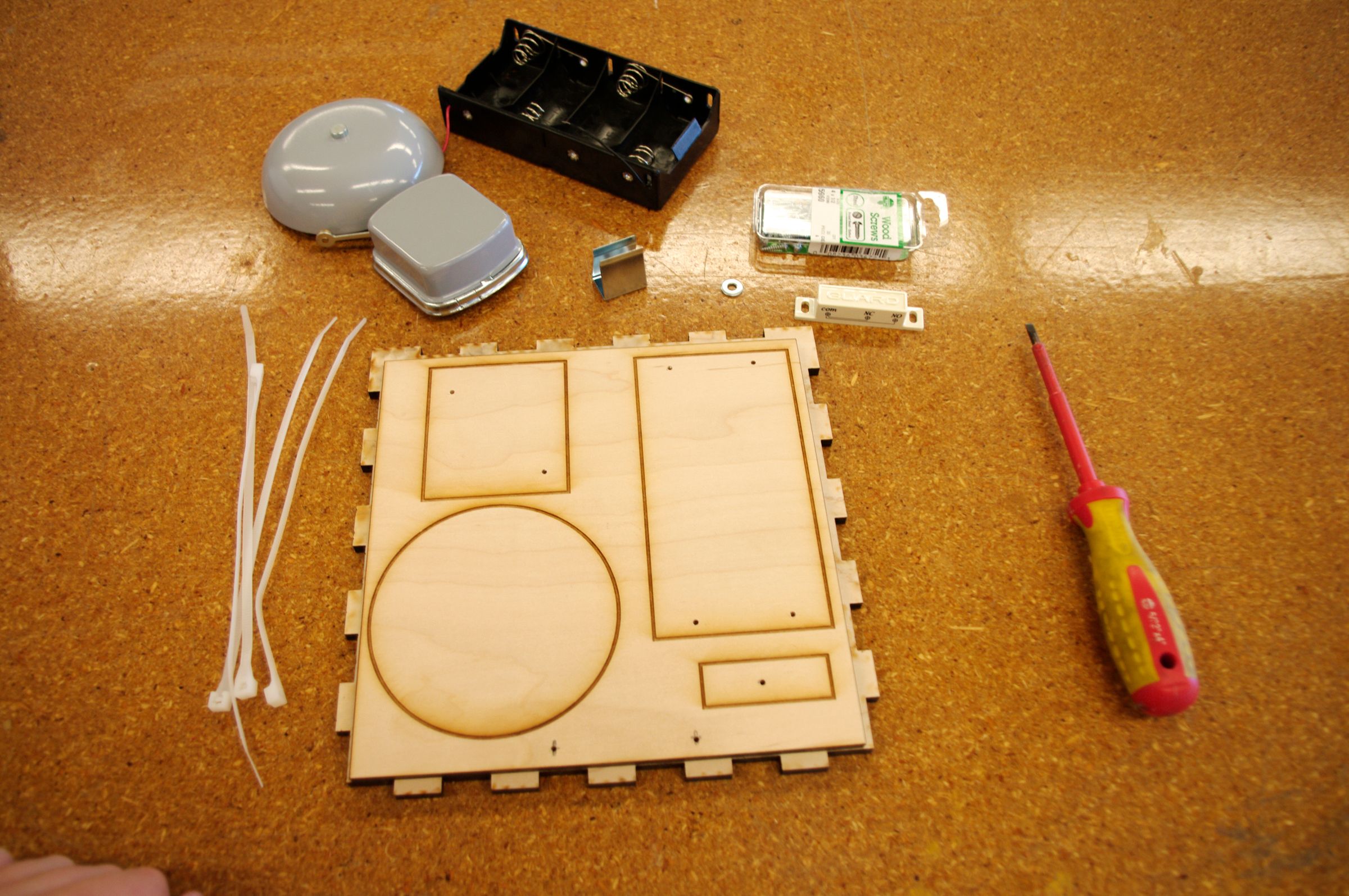 Prank Box : 17 Steps (with Pictures) - Instructables