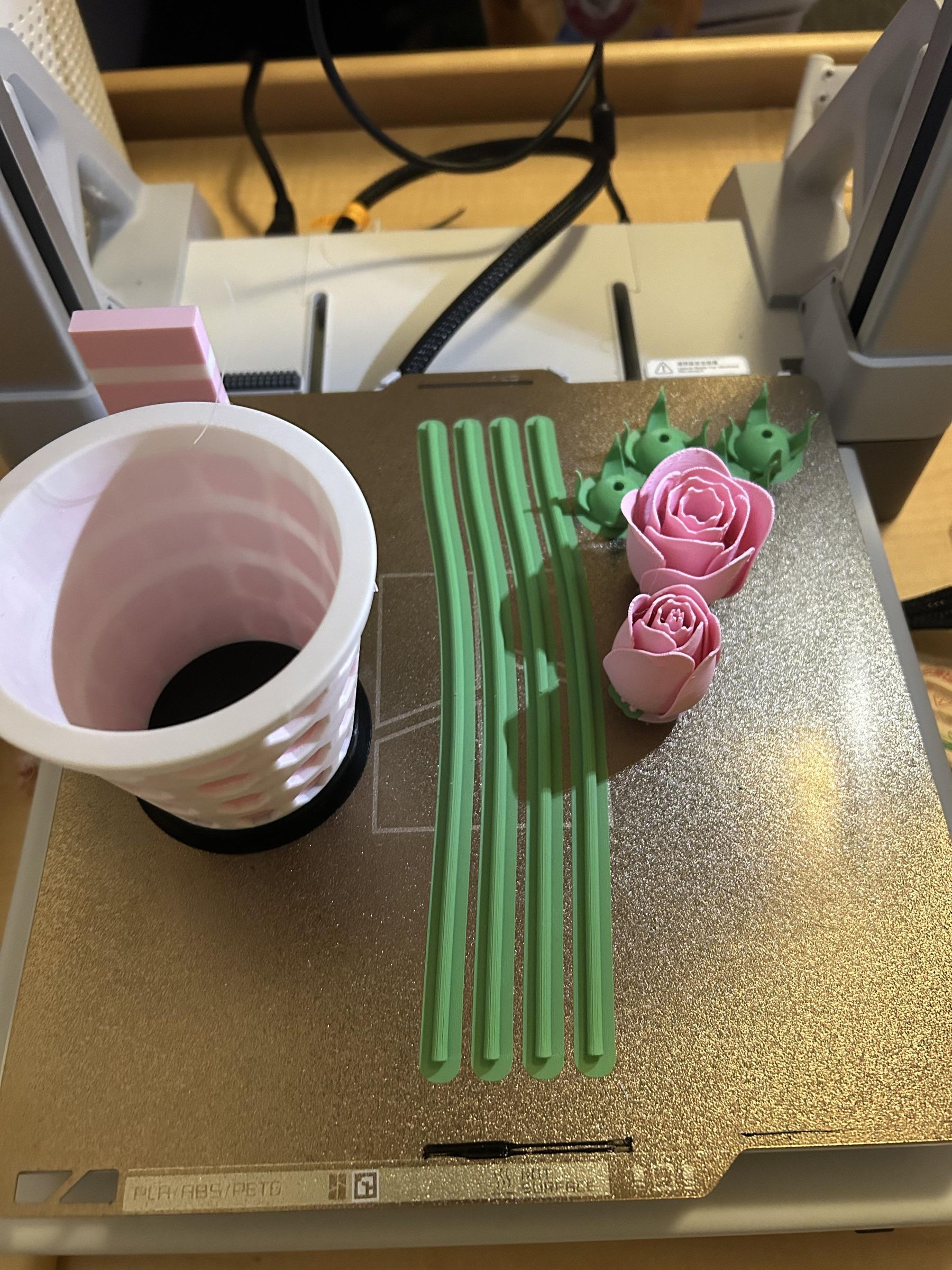 How to Design a Patterned Vase in SolidWorks and Add a Rose Reed ...