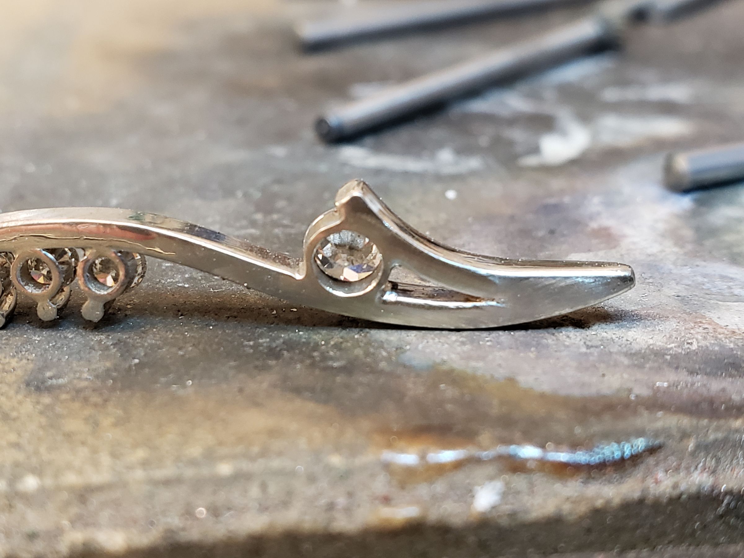 Hand Fabricated Pendant With Stones : 5 Steps (with Pictures ...