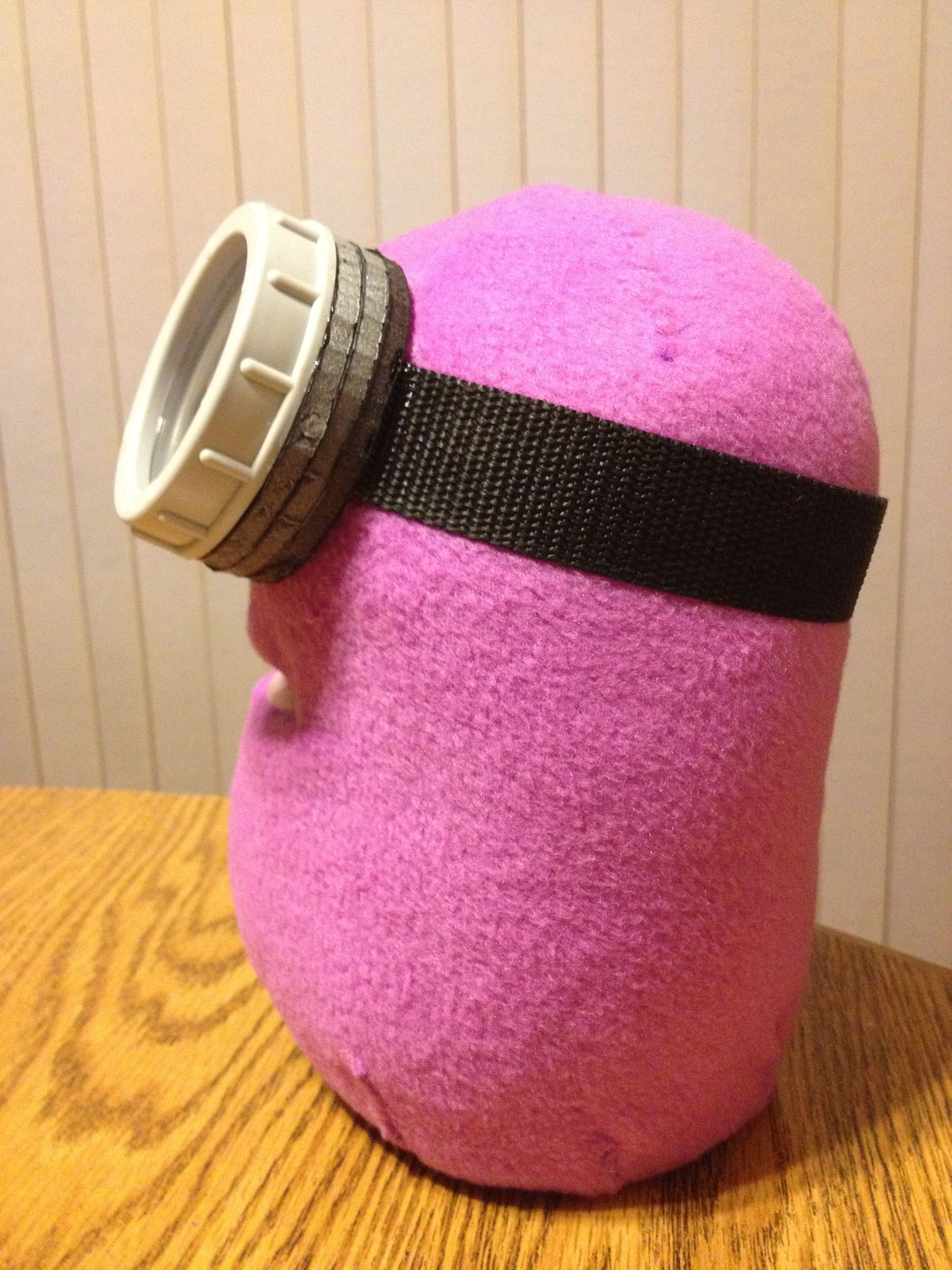 Custom Made Purple Minion Puppet : 14 Steps (with Pictures) - Instructables