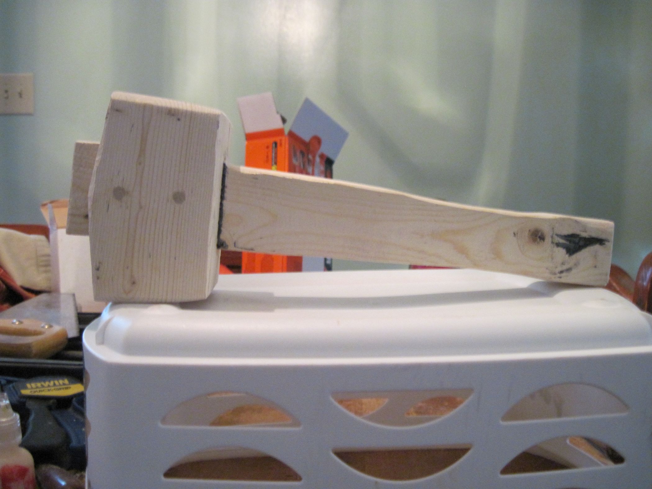 How to Make a Prop Wooden Hammer for Theater : 9 Steps - Instructables