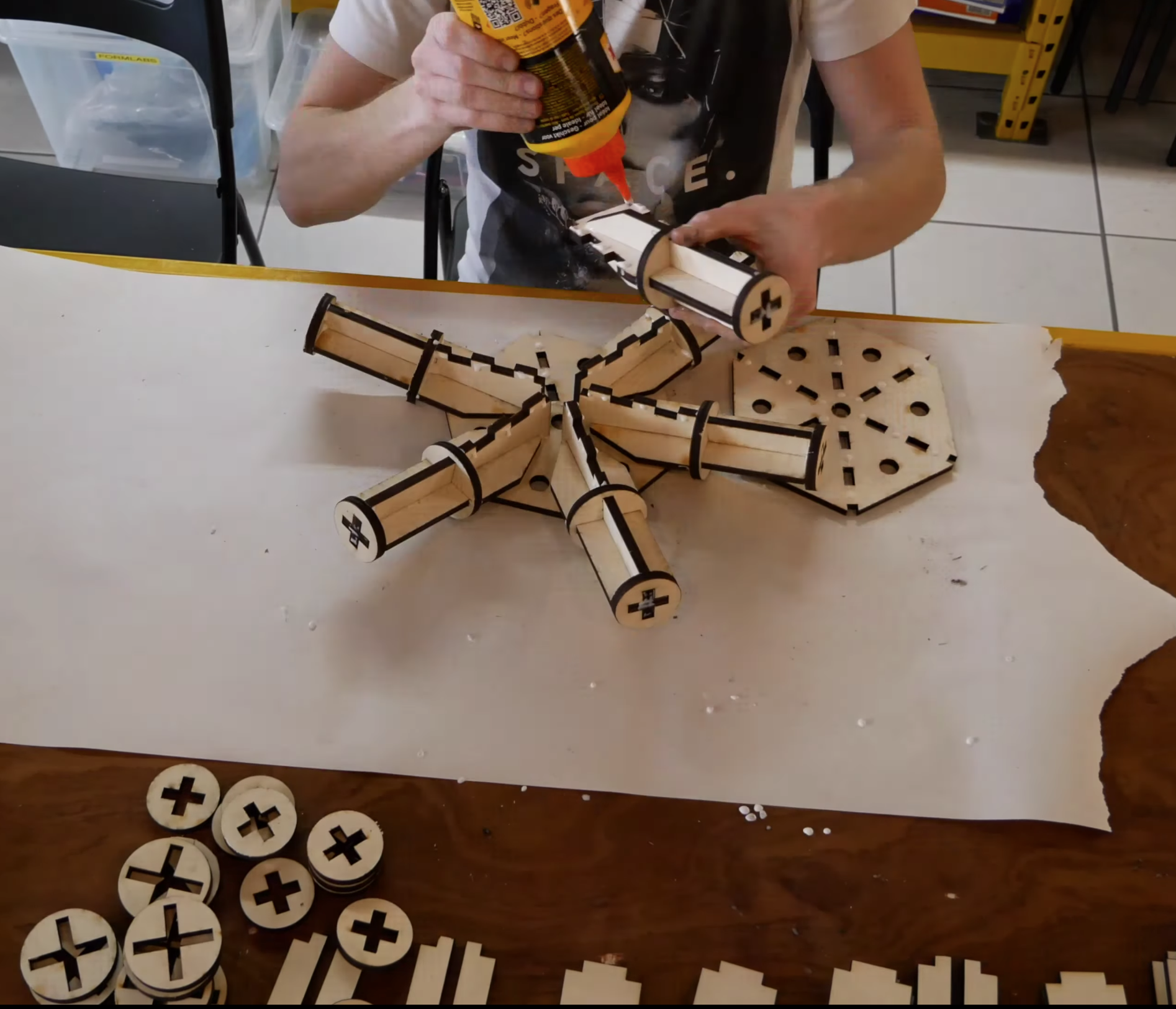 Geodesic Dome With Cardboard Tubes and Laser Cut Connectors : 5 Steps ...