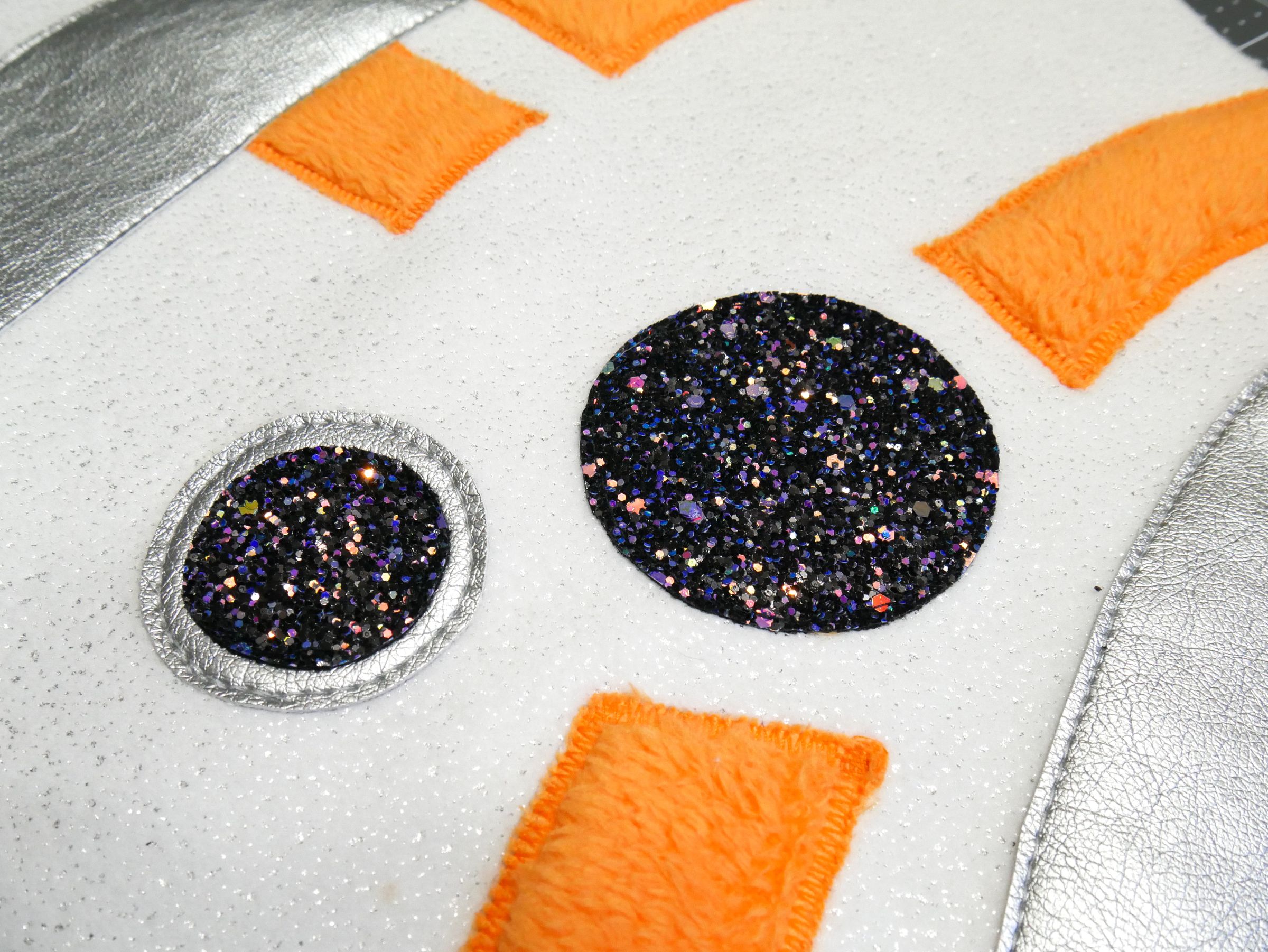 Star Wars BB8 Inspired Santa Hat : 10 Steps (with Pictures) - Instructables