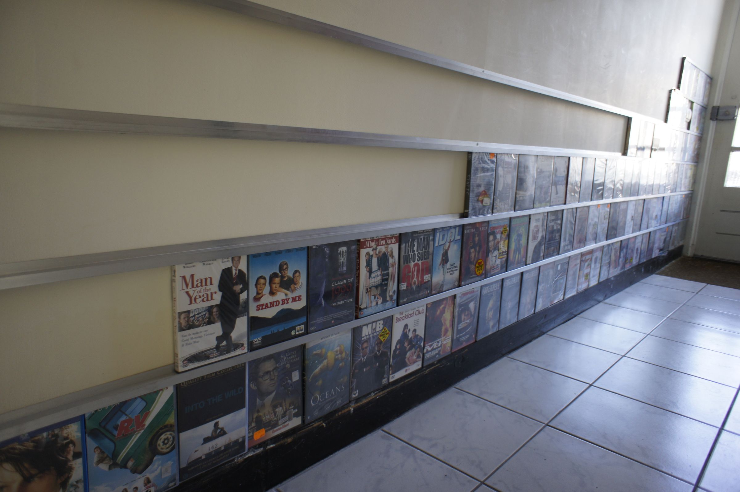 Easy DVD-wall : 5 Steps - Instructables
