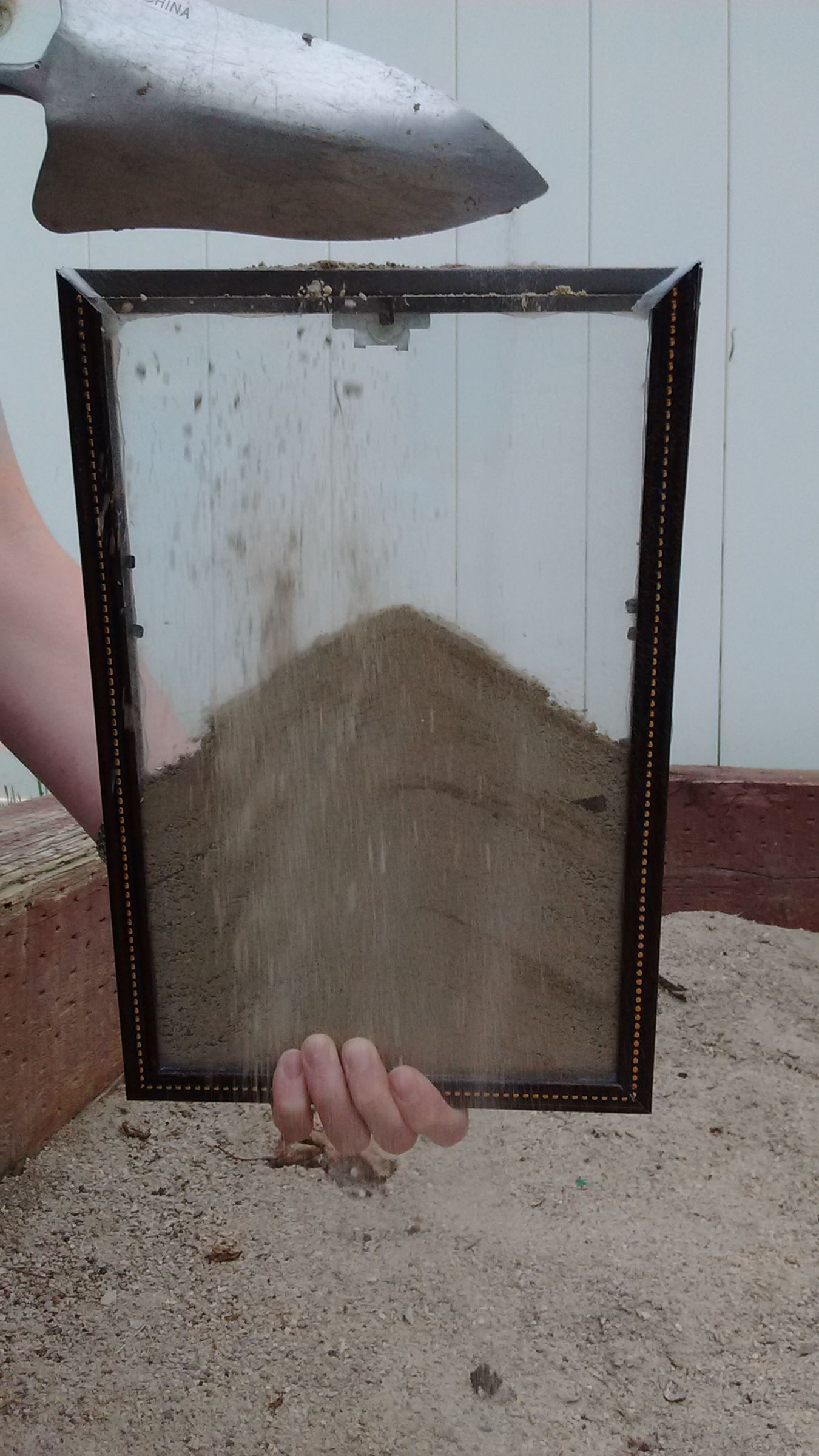 Artwork Ant Farm : 5 Steps - Instructables