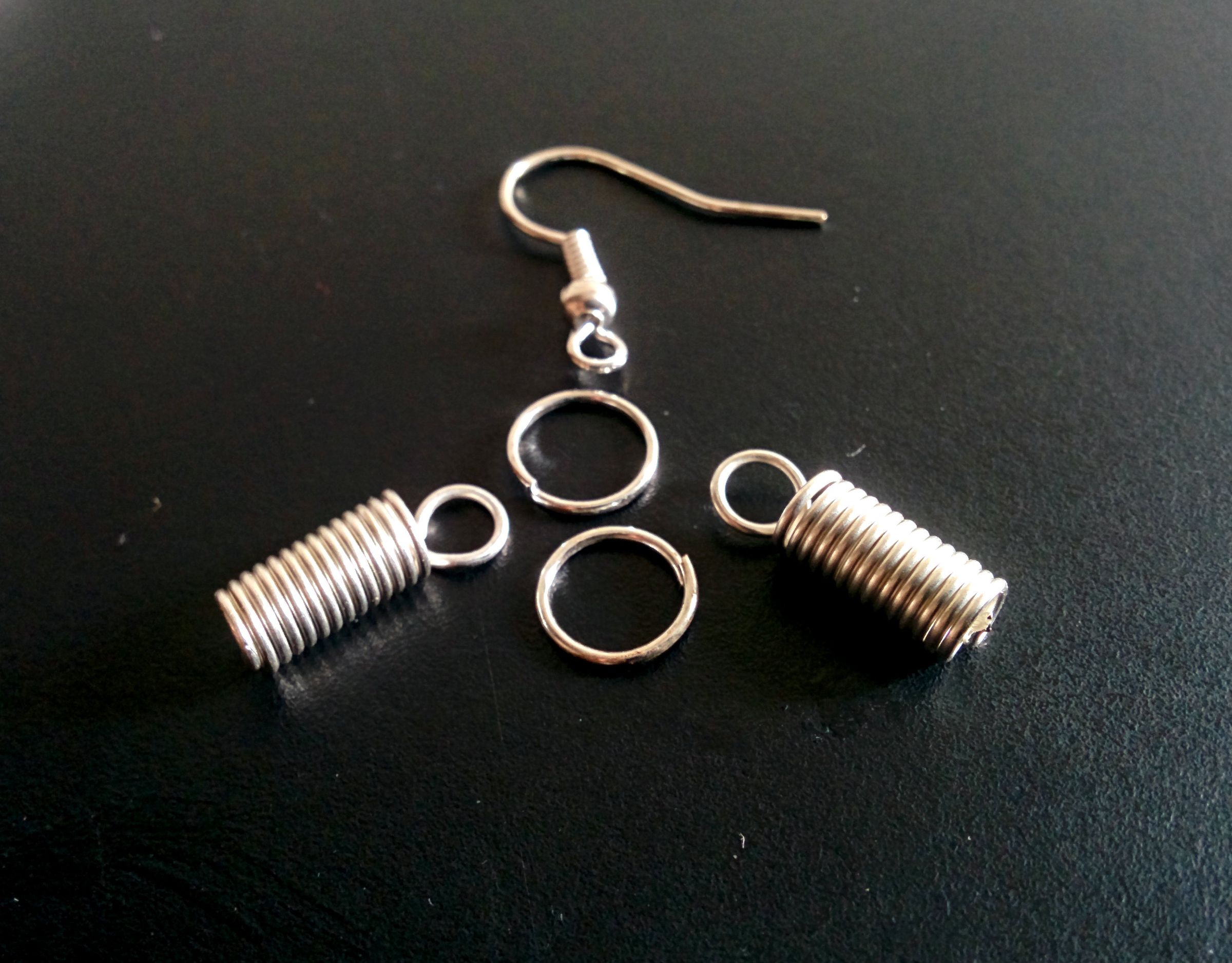 How to Create Cluster Earring Using Wire Coils : 4 Steps (with Pictures ...