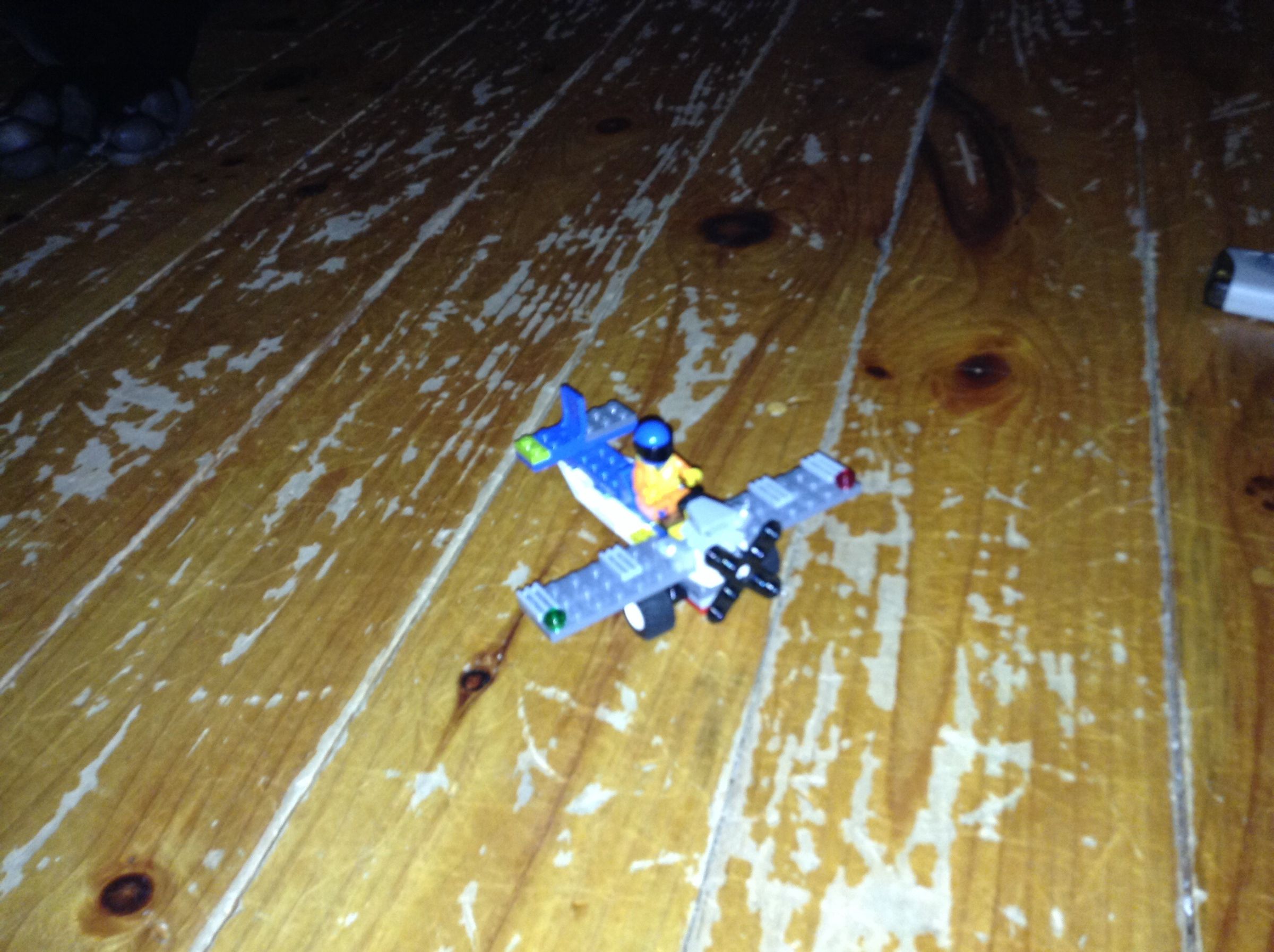 Lego Underwing Plane : 10 Steps - Instructables