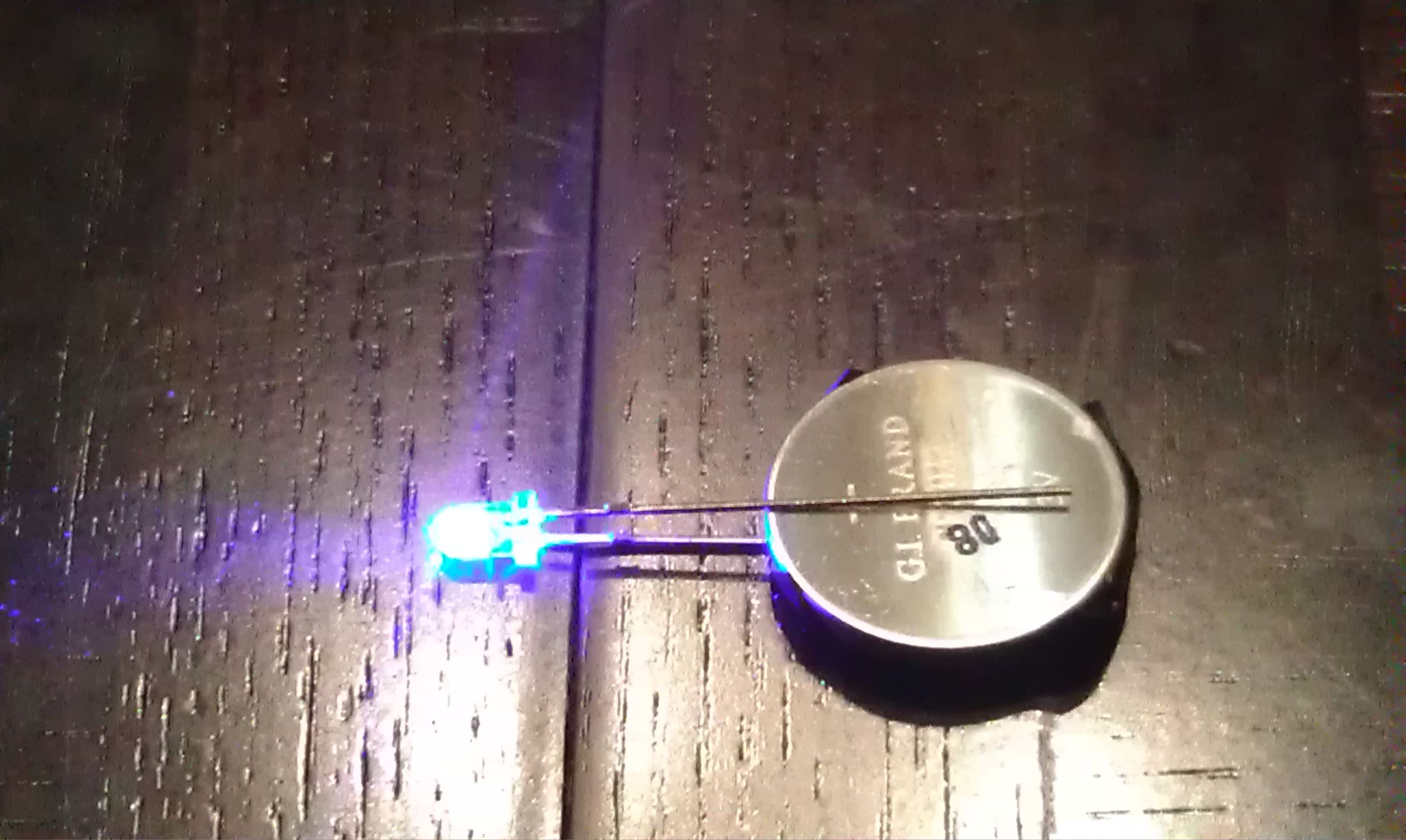 Fun LED Place Card "Holders" : 4 Steps - Instructables