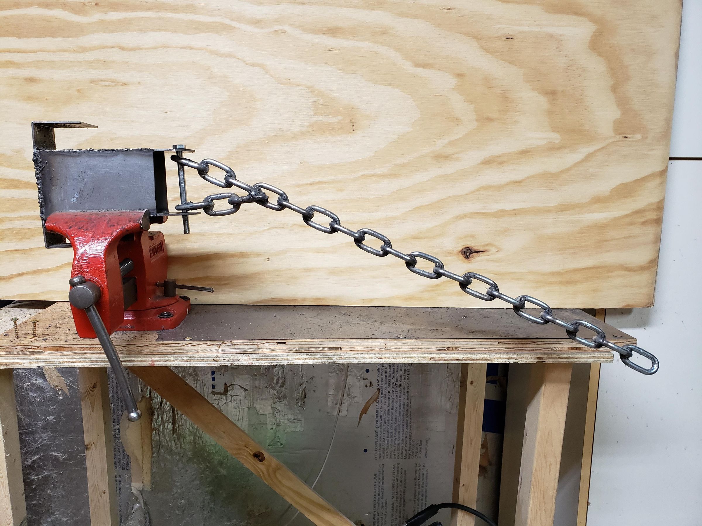 Chain Chomp Wall Lamp : 10 Steps (with Pictures) - Instructables