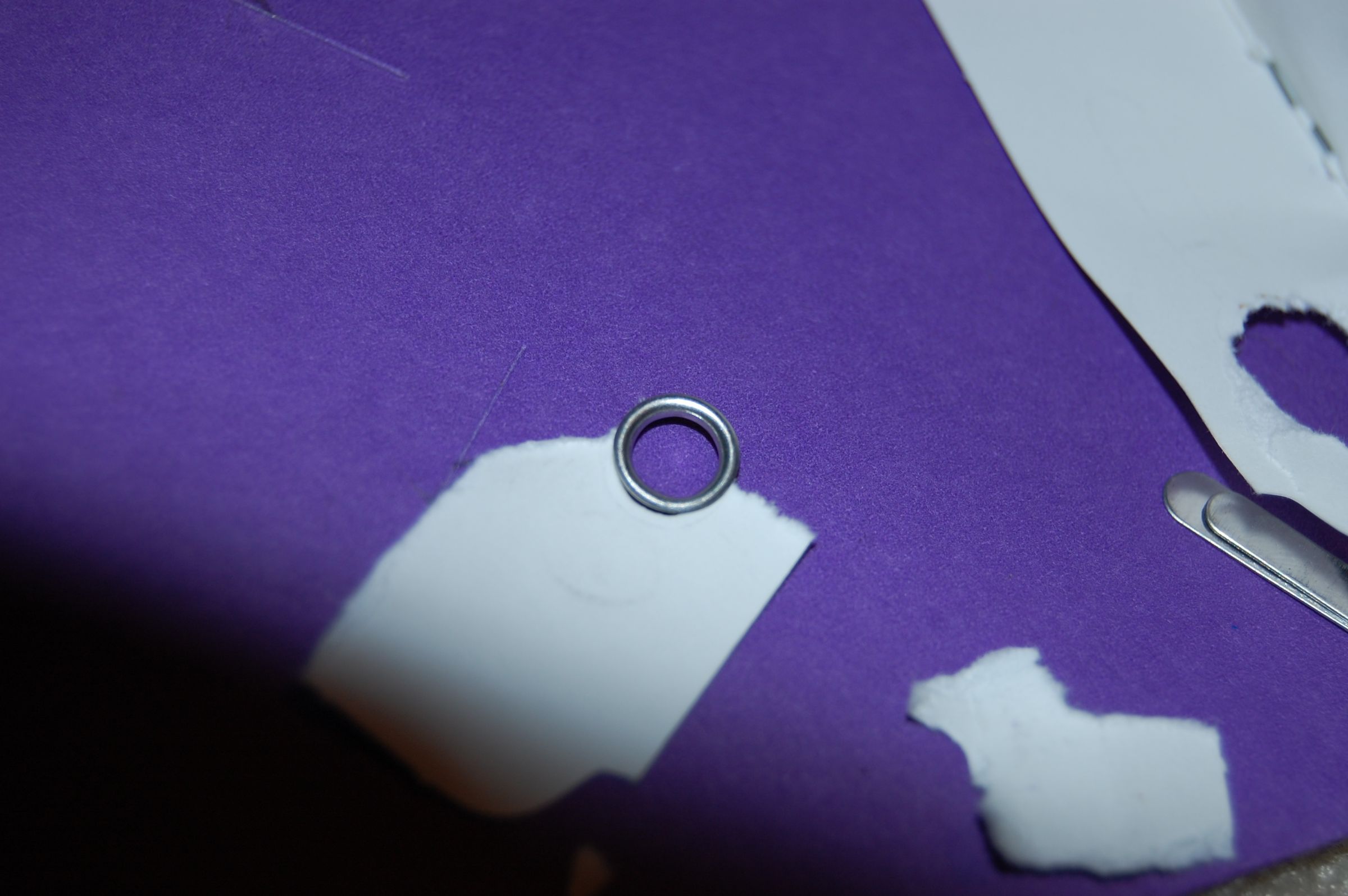 Paper Folder Studs : 7 Steps - Instructables