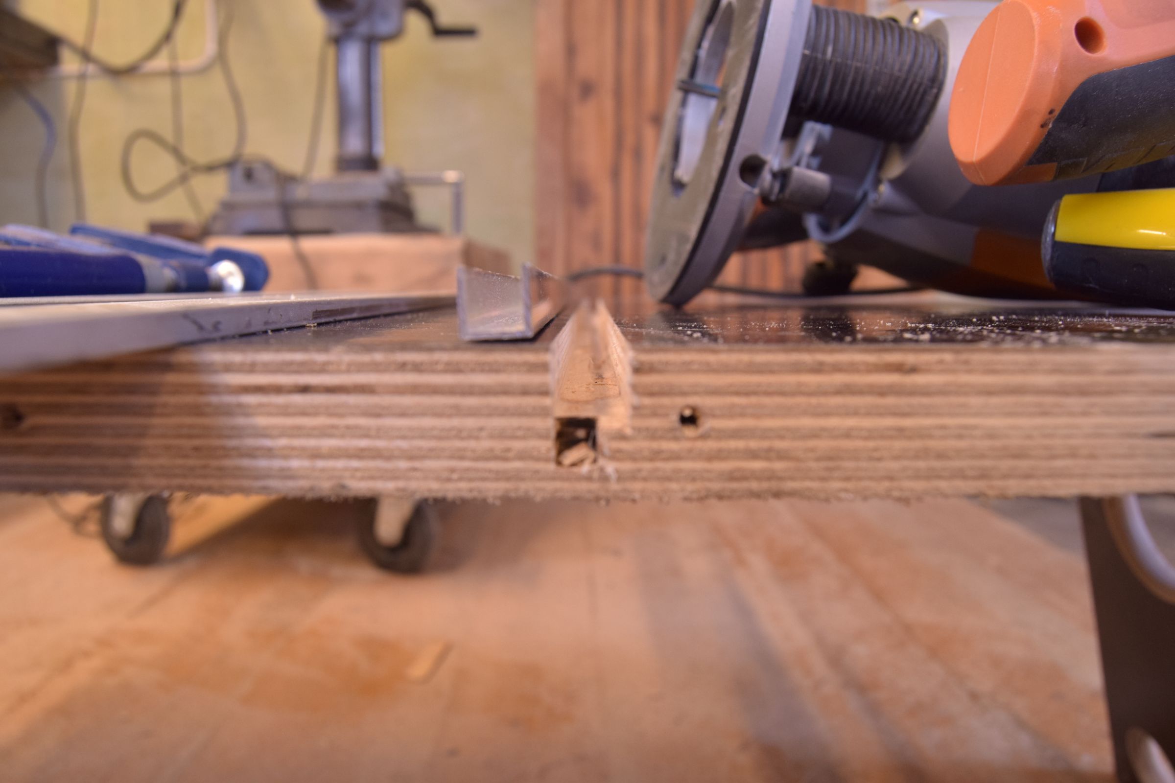 World´s Smallest Portable Table Saw? : 7 Steps (with Pictures ...