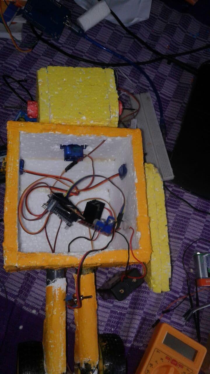 BLUETOOTH CONTROLL INSTRUCTABLES ROBOT V1 : 7 Steps - Instructables