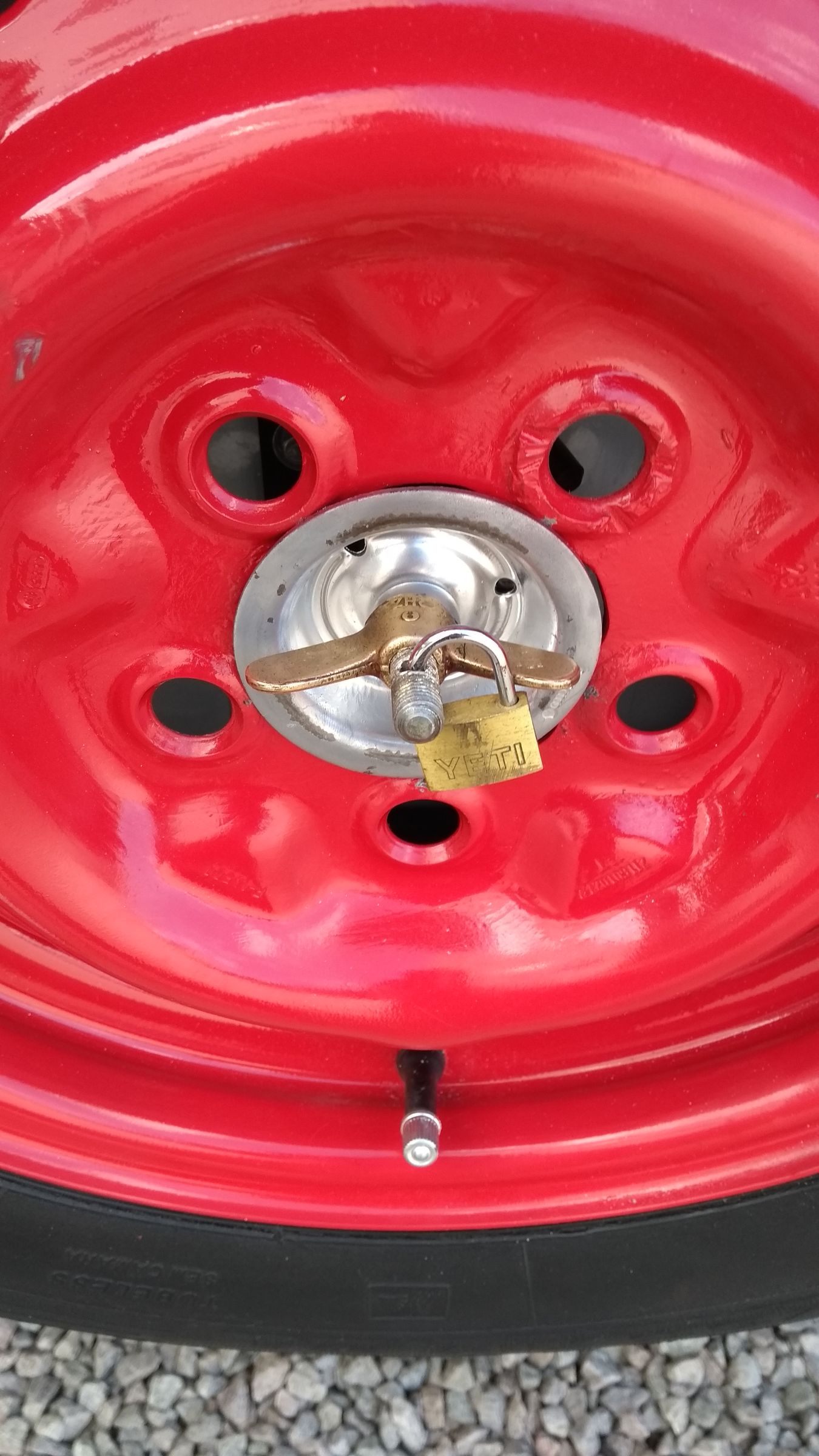 SPARE TIRE MOUNT BACK ON THE NOSE OF VW BUS : 7 Steps (with Pictures ...