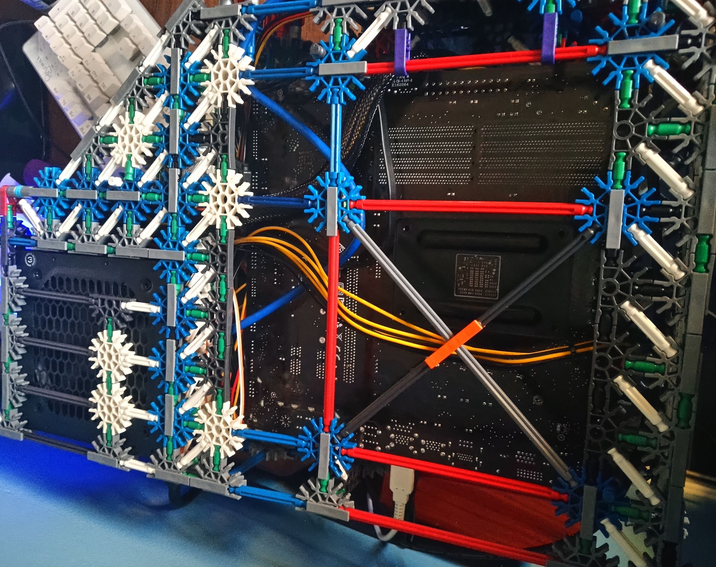 Knex Wall-Mounted Computer Case - Instructables