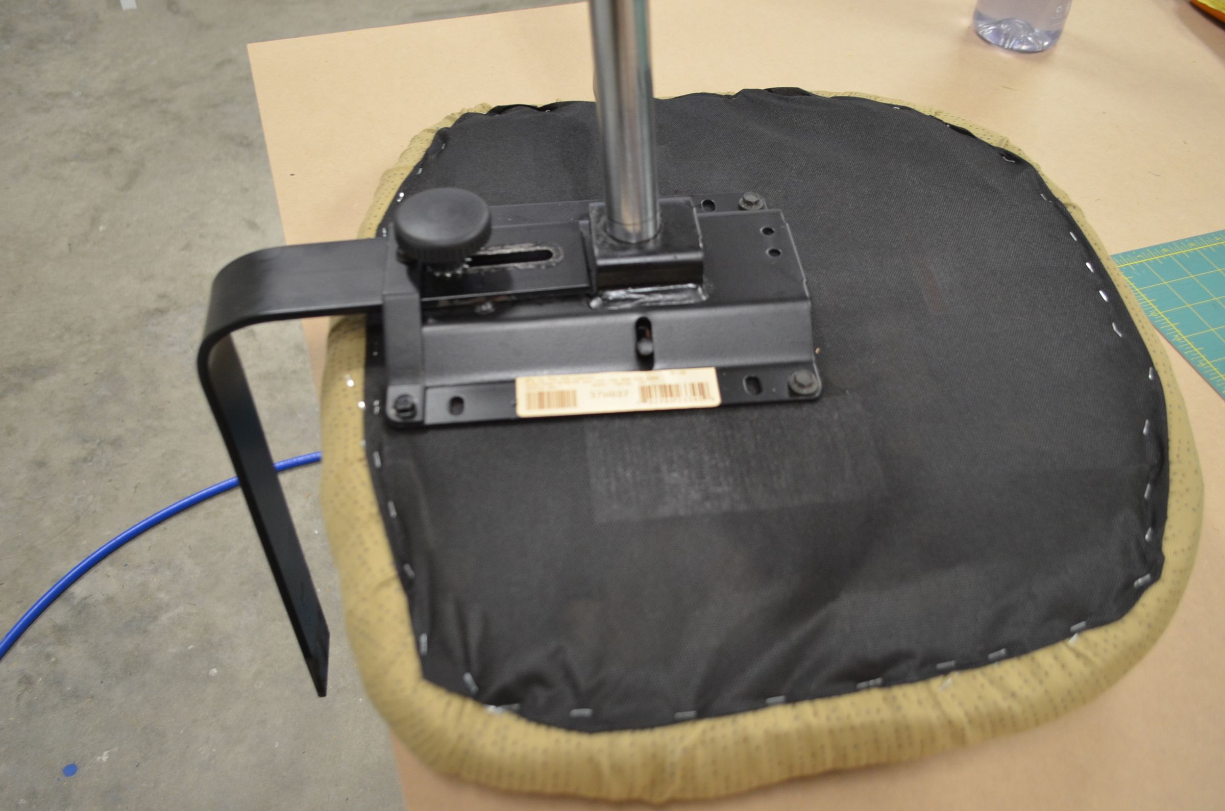 Reupholster a Task Chair : 5 Steps (with Pictures) - Instructables