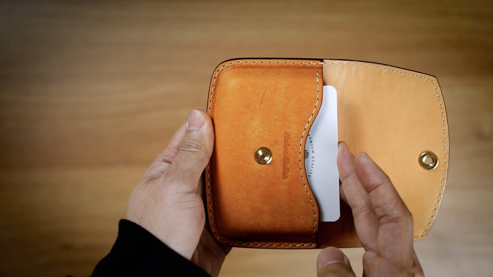 Wet Molded Credit Card Wallet : 14 Steps (with Pictures) - Instructables