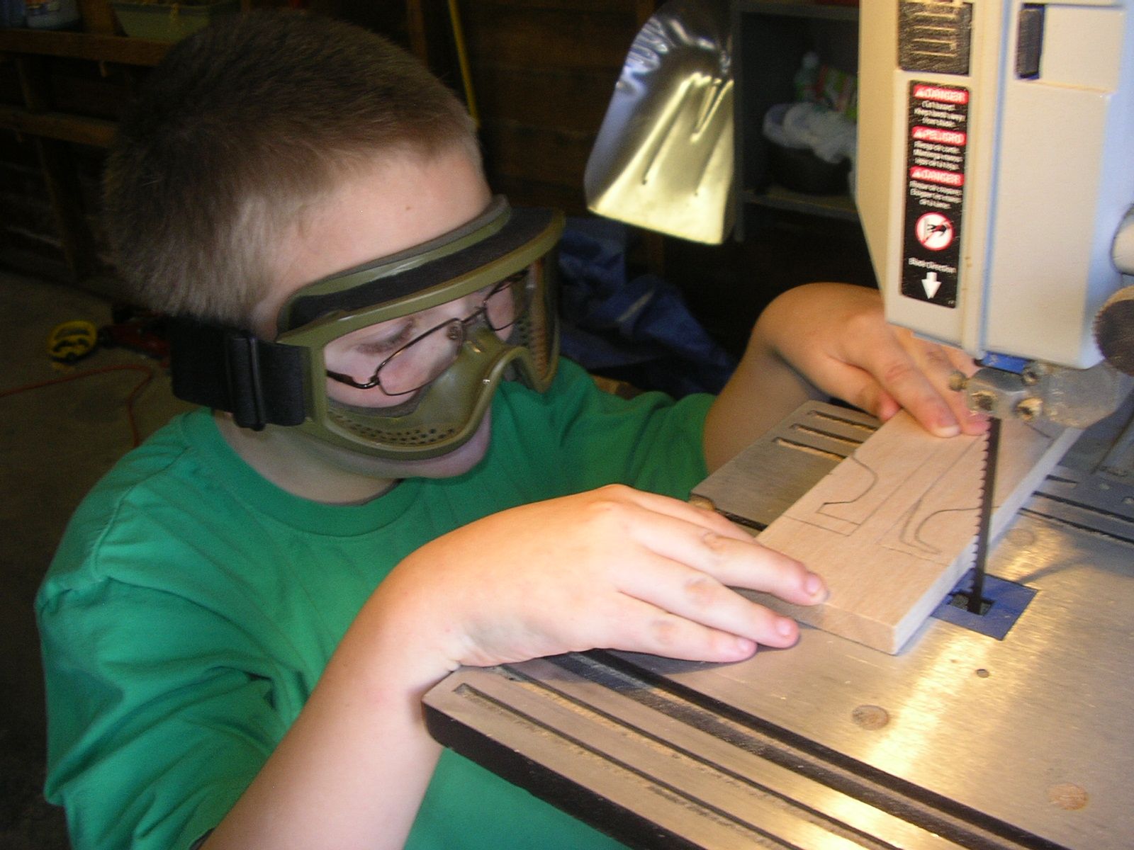 HMMWV (Humvee) Pinewood Derby Car : 9 Steps - Instructables