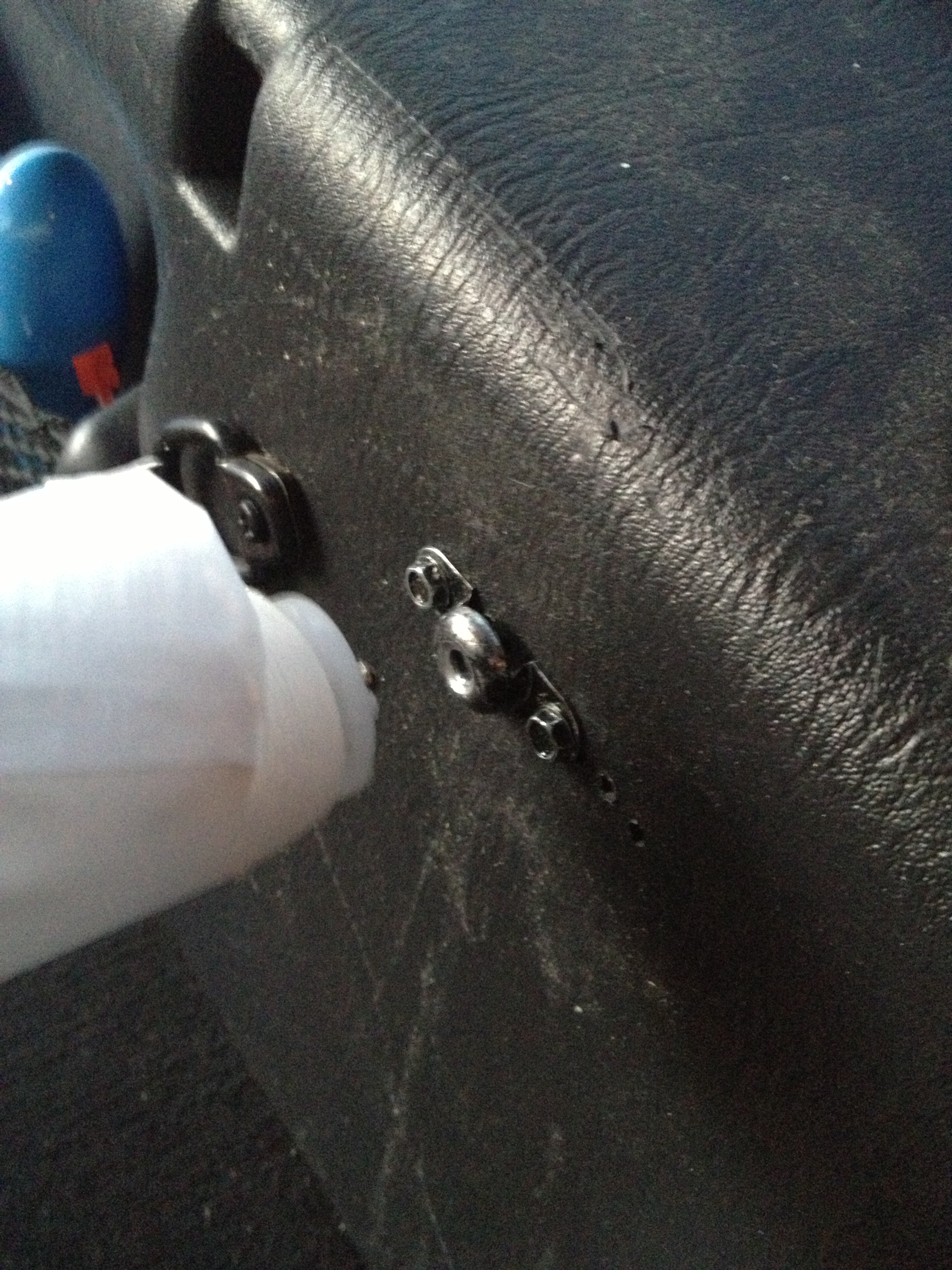 DIY Cargo Screen : 4 Steps - Instructables