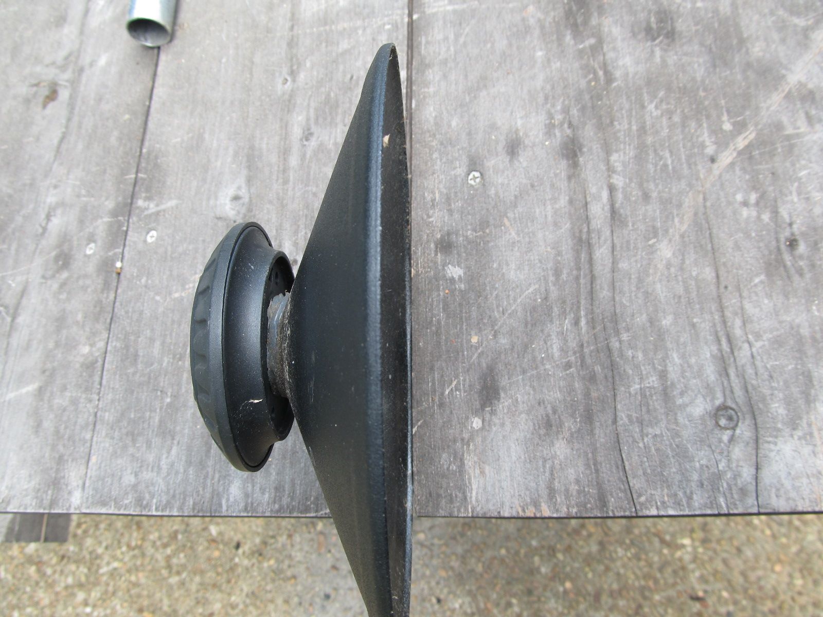 Simple Solar Lamp Post - Instructables