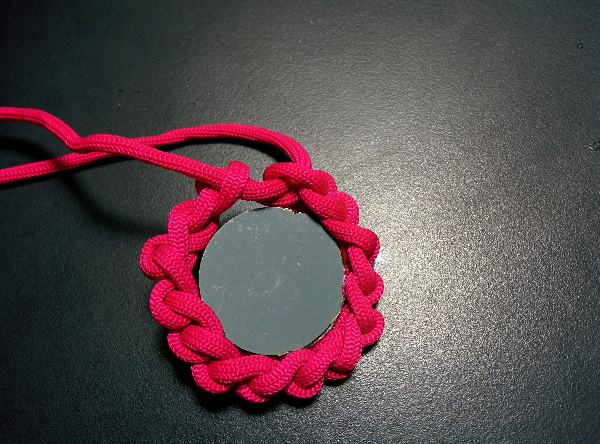 Paracord Mirror Medallion : 3 Steps (with Pictures) - Instructables