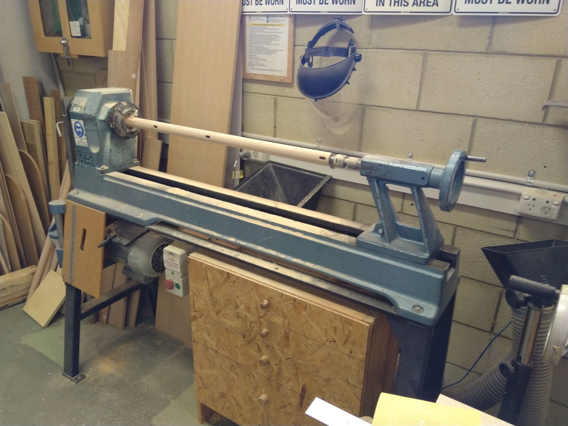 Mobile Folding Craft Station : 15 Steps (with Pictures) - Instructables