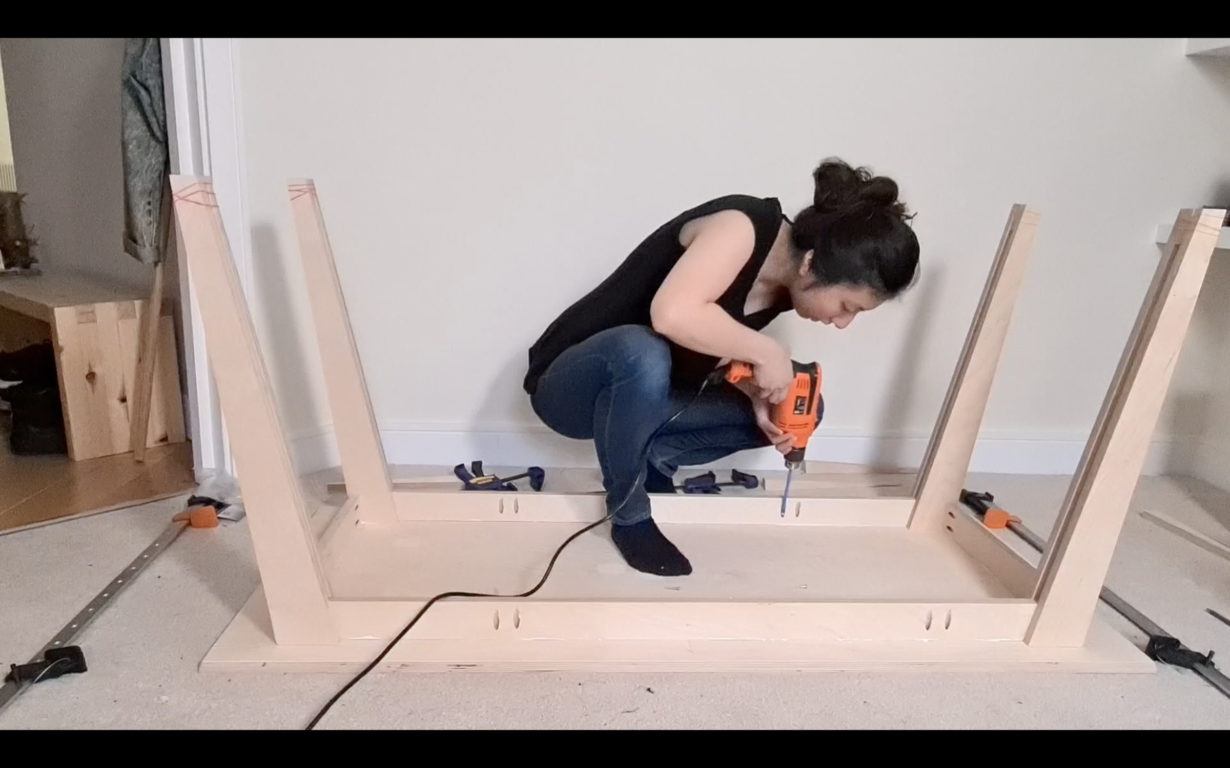 Simple Modern DIY Plywood Desk | One Plywood Sheet : 11 Steps (with ...