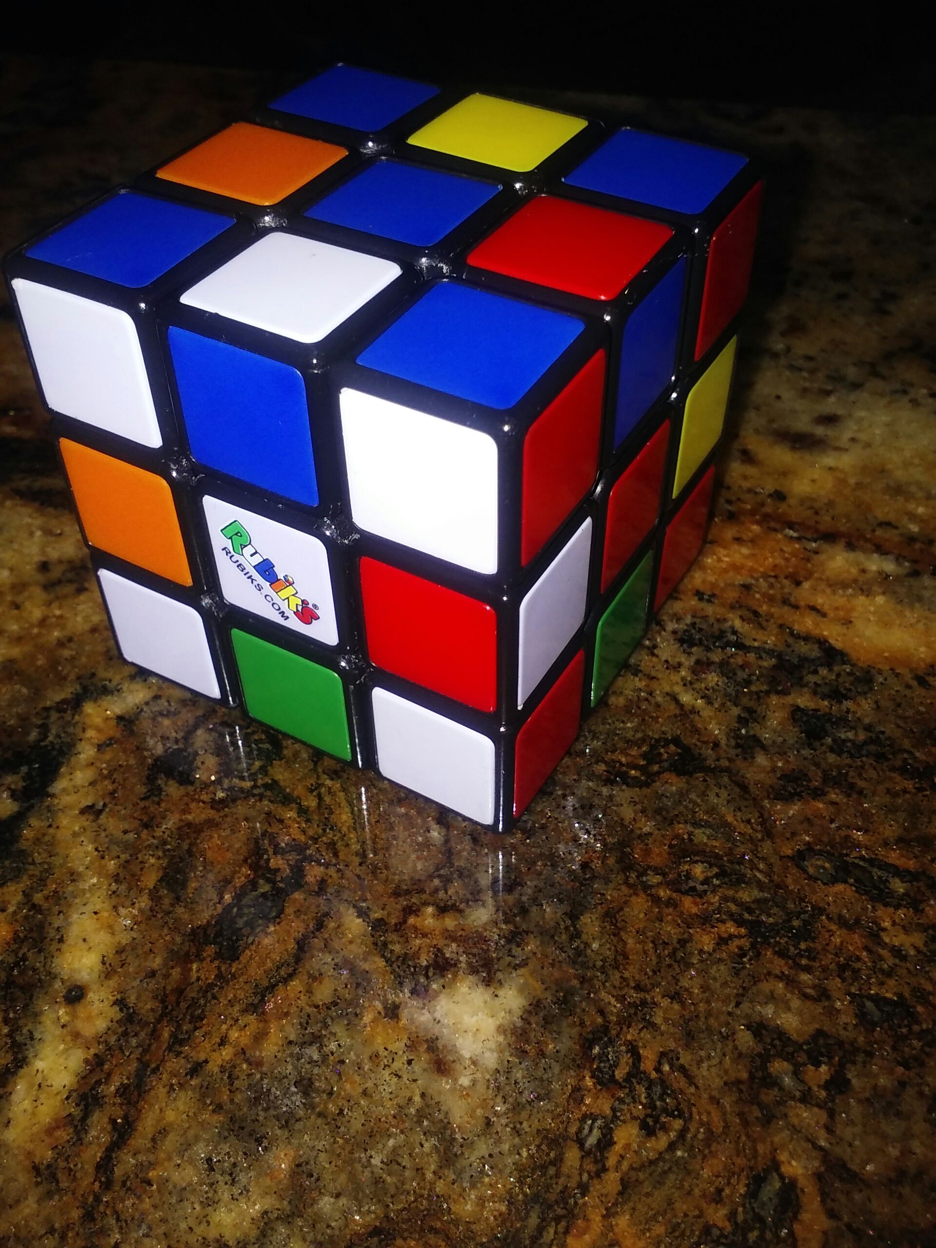 Rubiks Cube Tricks:Super Flip Scramble : 3 Steps - Instructables