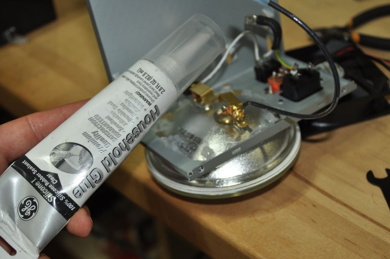 Hack-A-Lantern: Recycled Computer Power Supply Flashlight : 8 Steps ...
