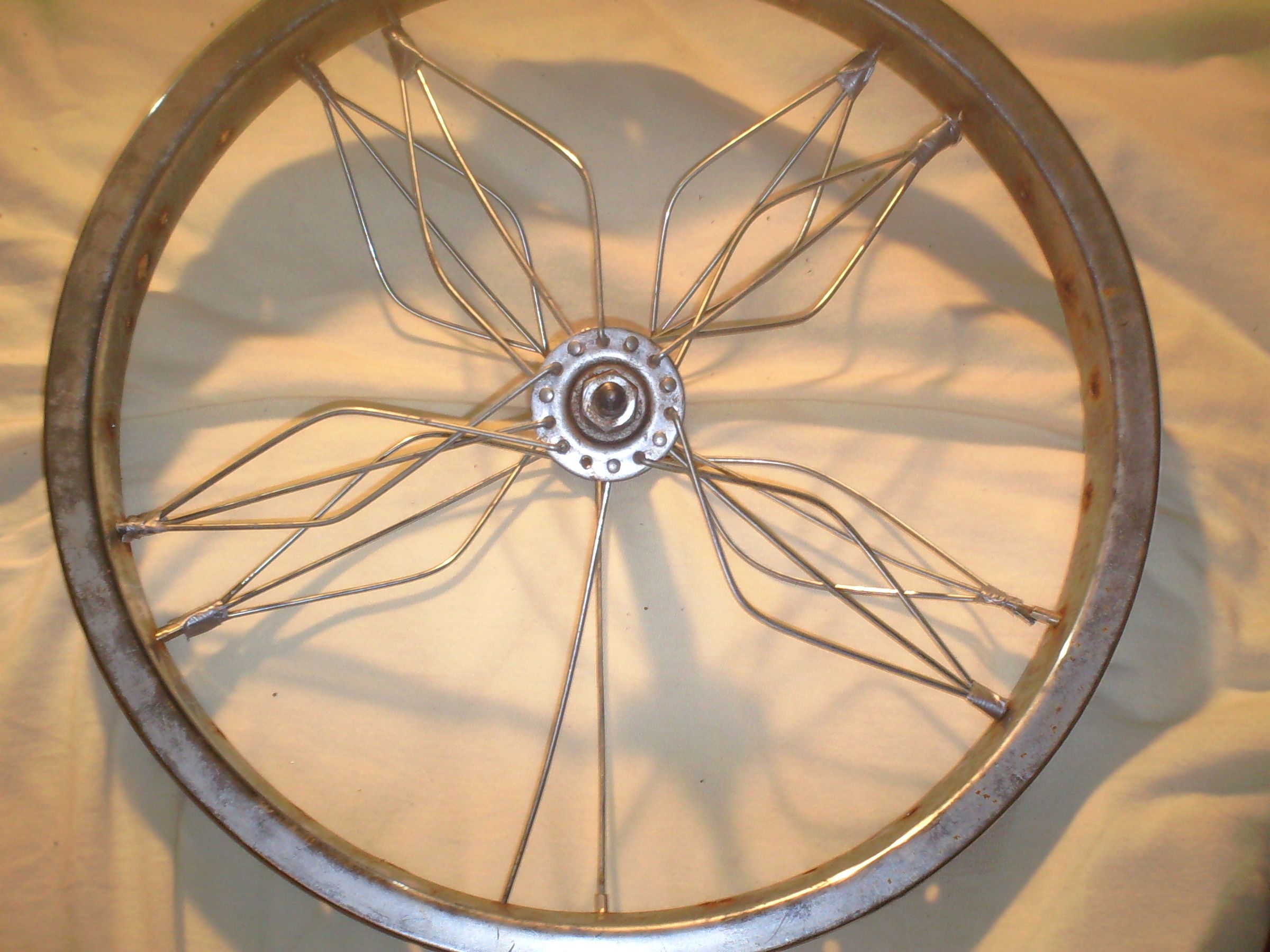 How to Make Art From Bike Wheel : 4 Steps - Instructables