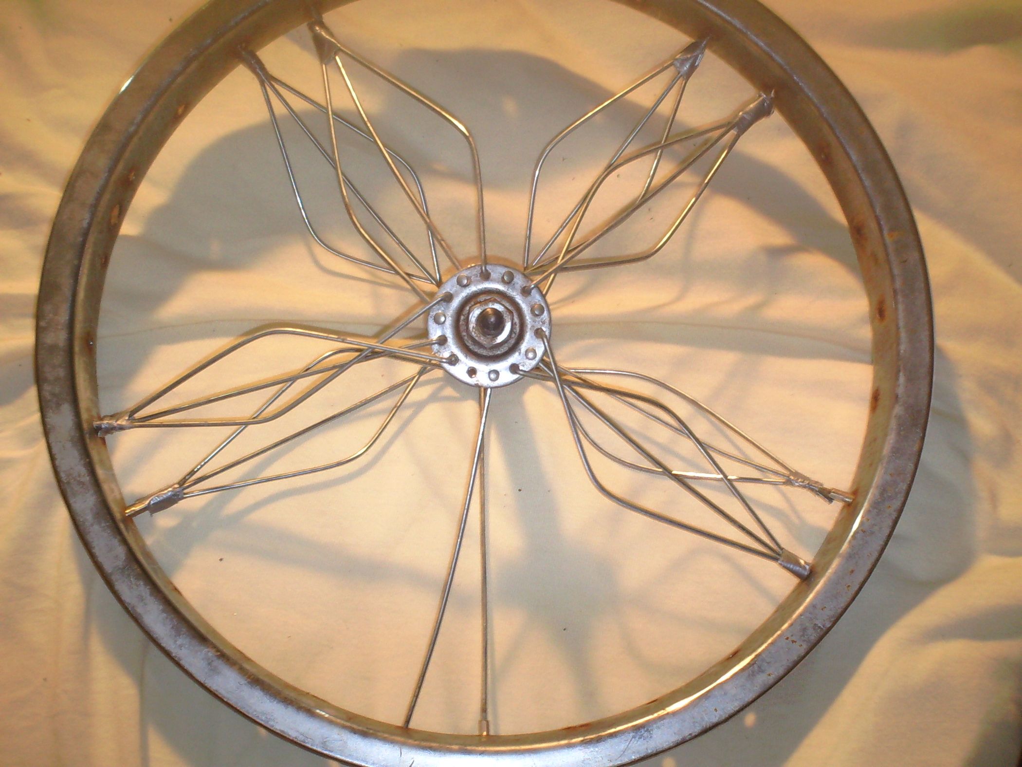 How to Make Art From Bike Wheel : 4 Steps - Instructables