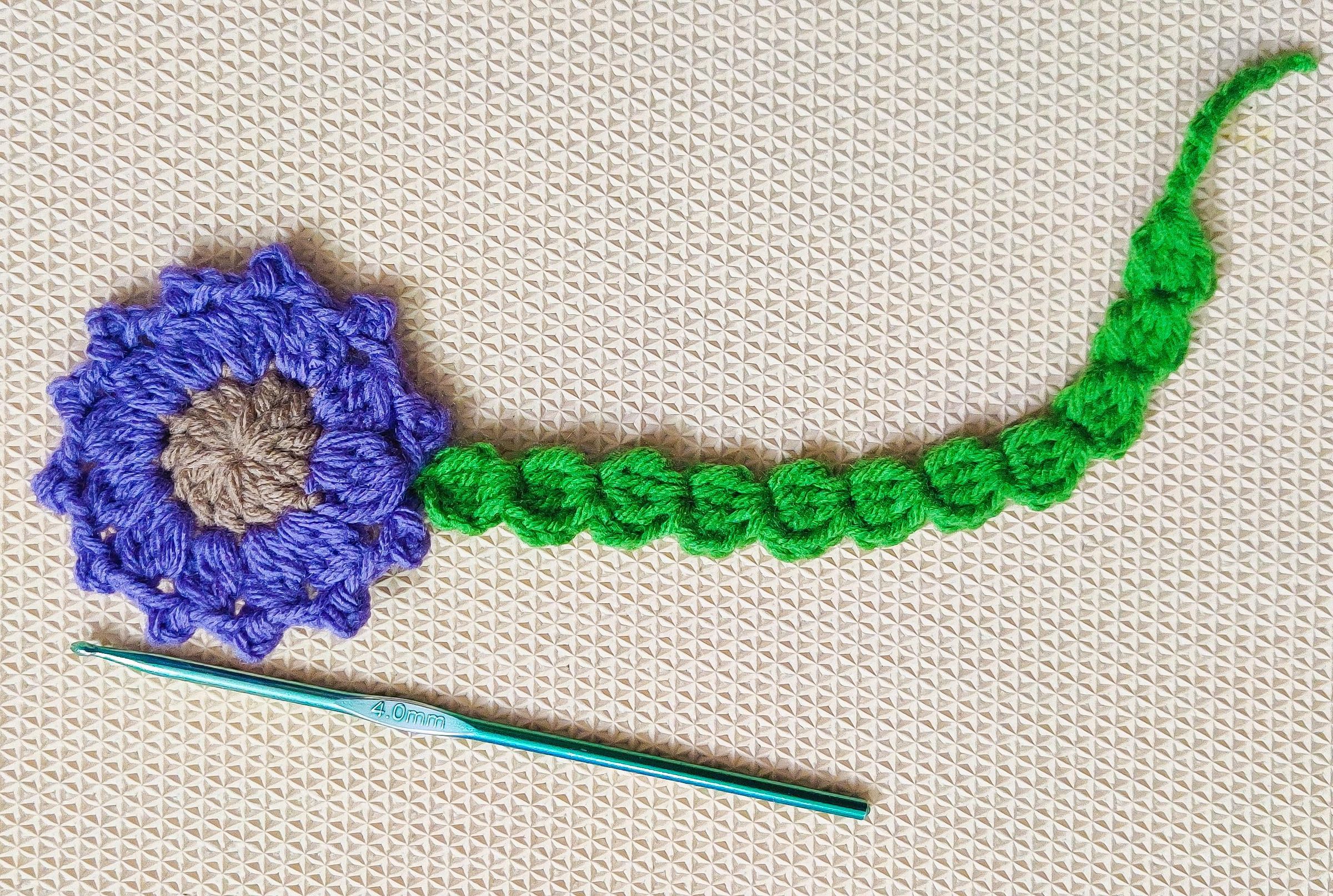 Quick and Easy Crochet Flower Bookmark : 4 Steps (with Pictures ...