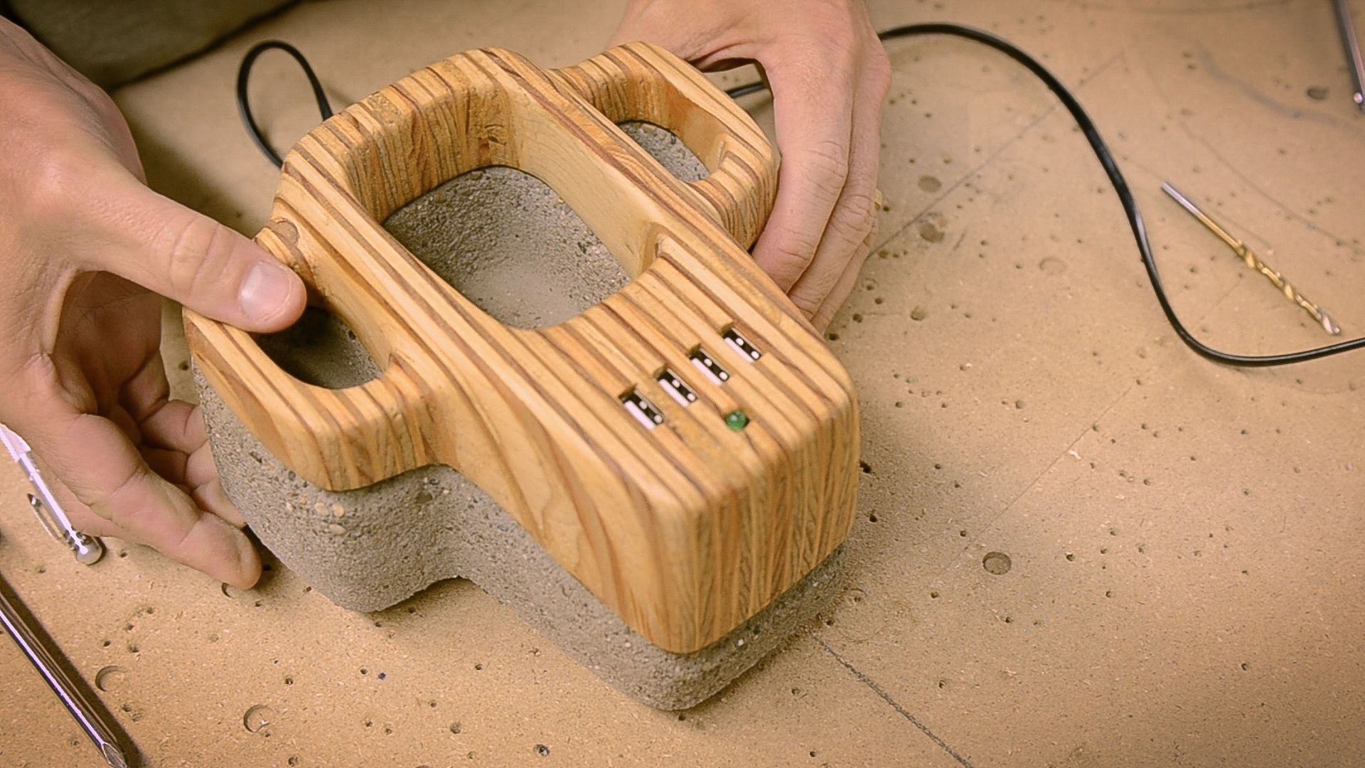Concrete USB Charging Hub With Storage : 13 Steps (with Pictures ...