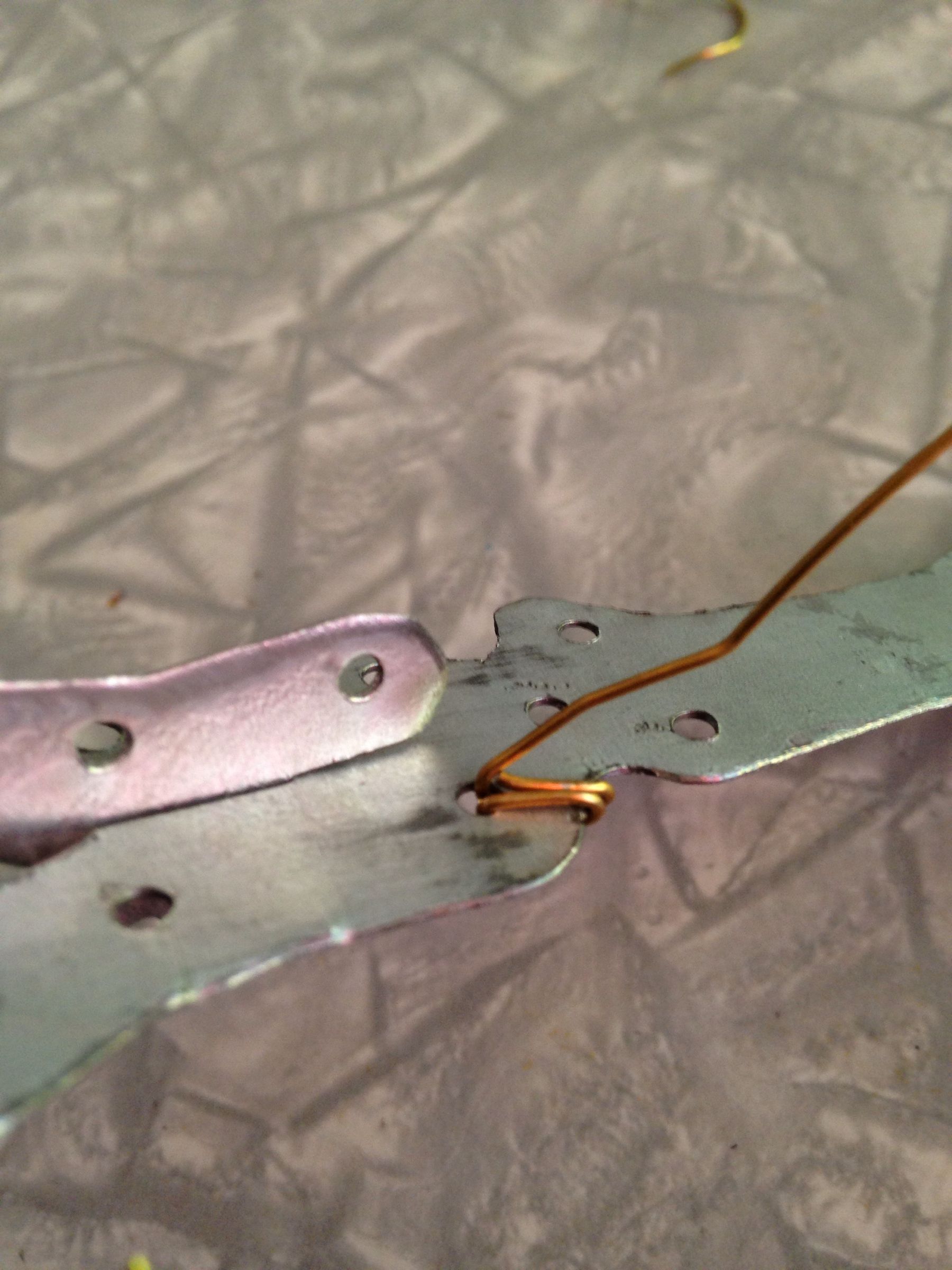 Wire Bound Sheet Metal Dinosaur Skeletons : 11 Steps - Instructables