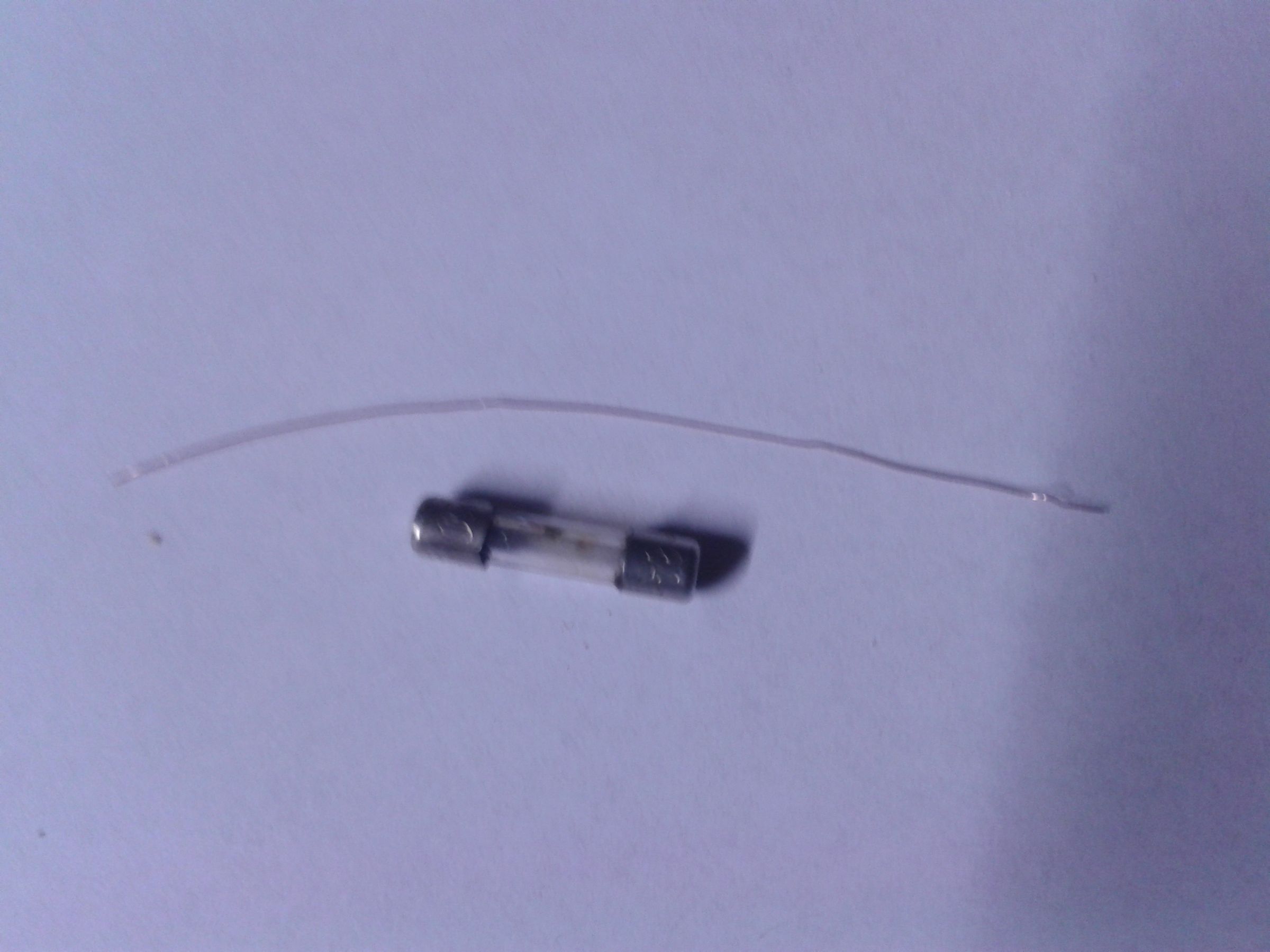 Simple Reusable Fuse : 6 Steps - Instructables