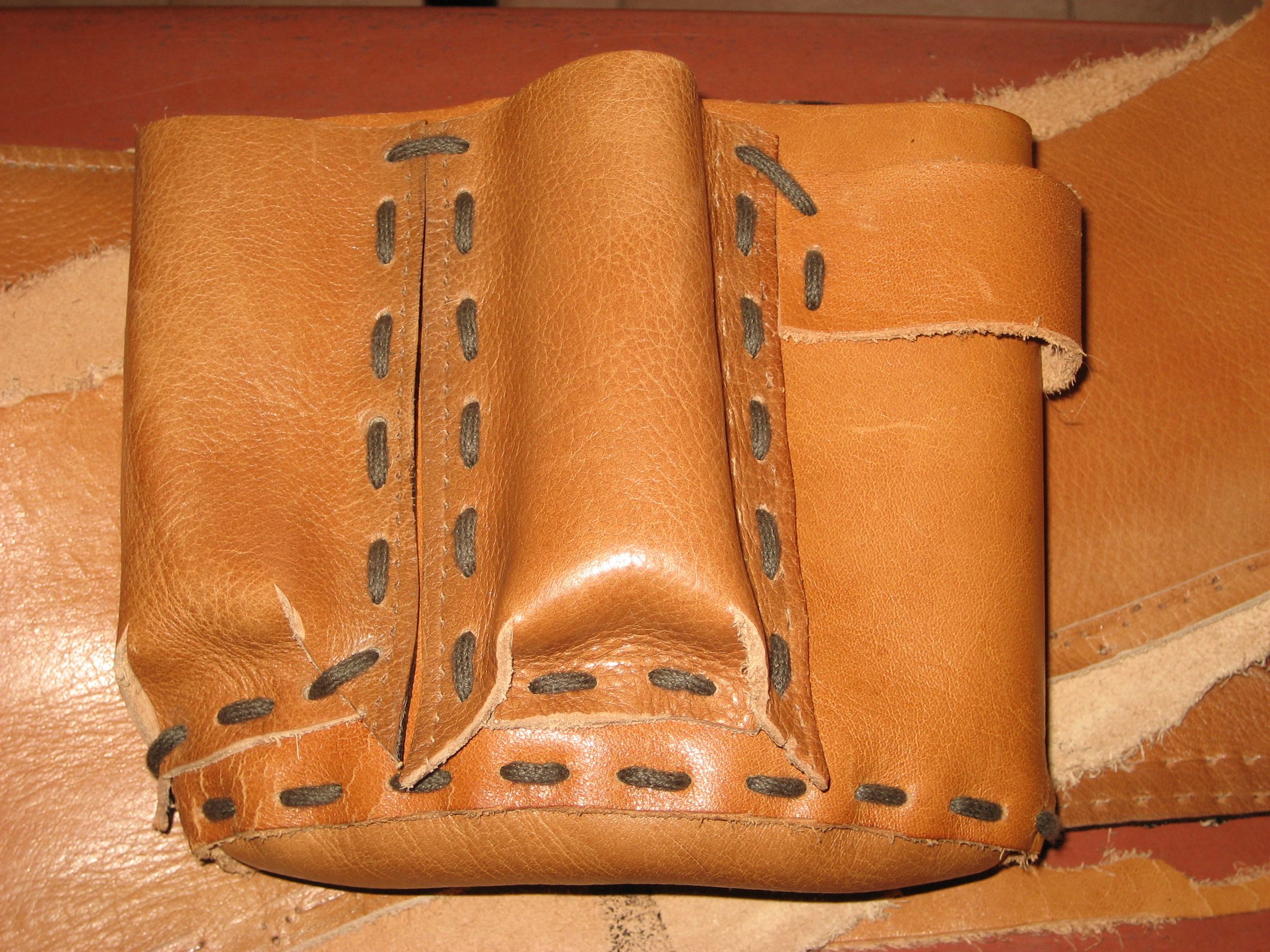 Leather Leg Pouch for Tools or Whatever Fits In! : 7 Steps (with ...