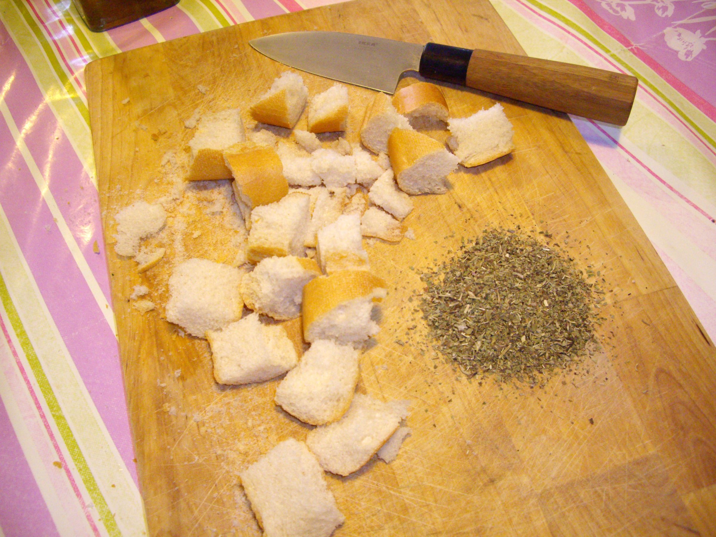 What to Do With Dry Bread : Part I : 4 Steps - Instructables