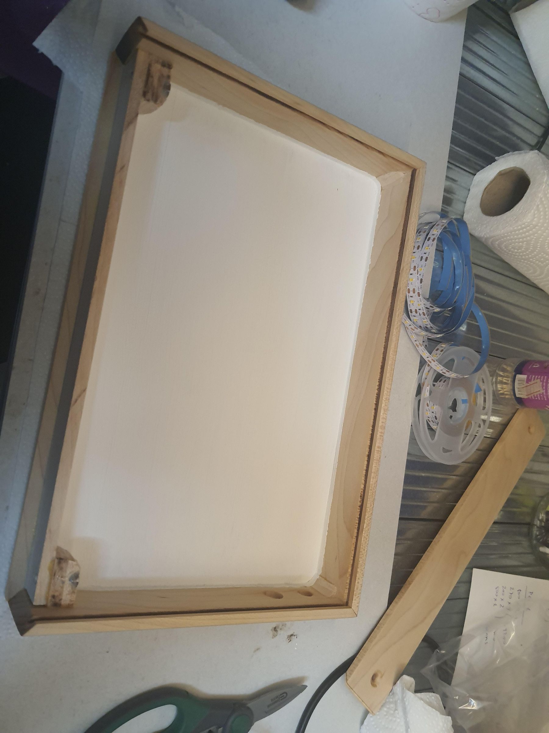 Lightbox With Wooden Frame : 14 Steps (with Pictures) - Instructables
