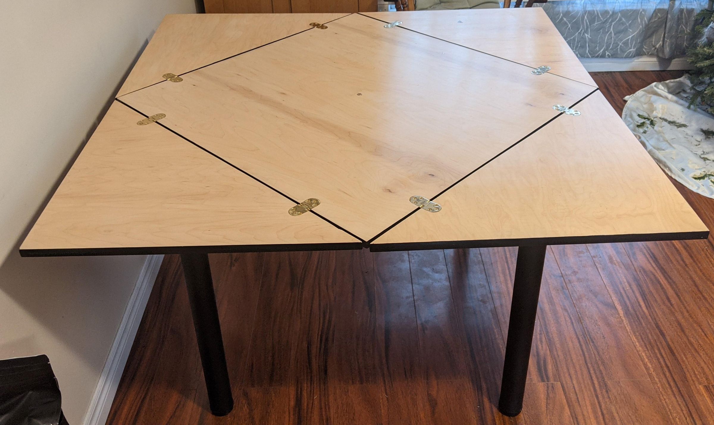 Space Saving Expandable Table for Tabletop and Board Games : 25 Steps ...