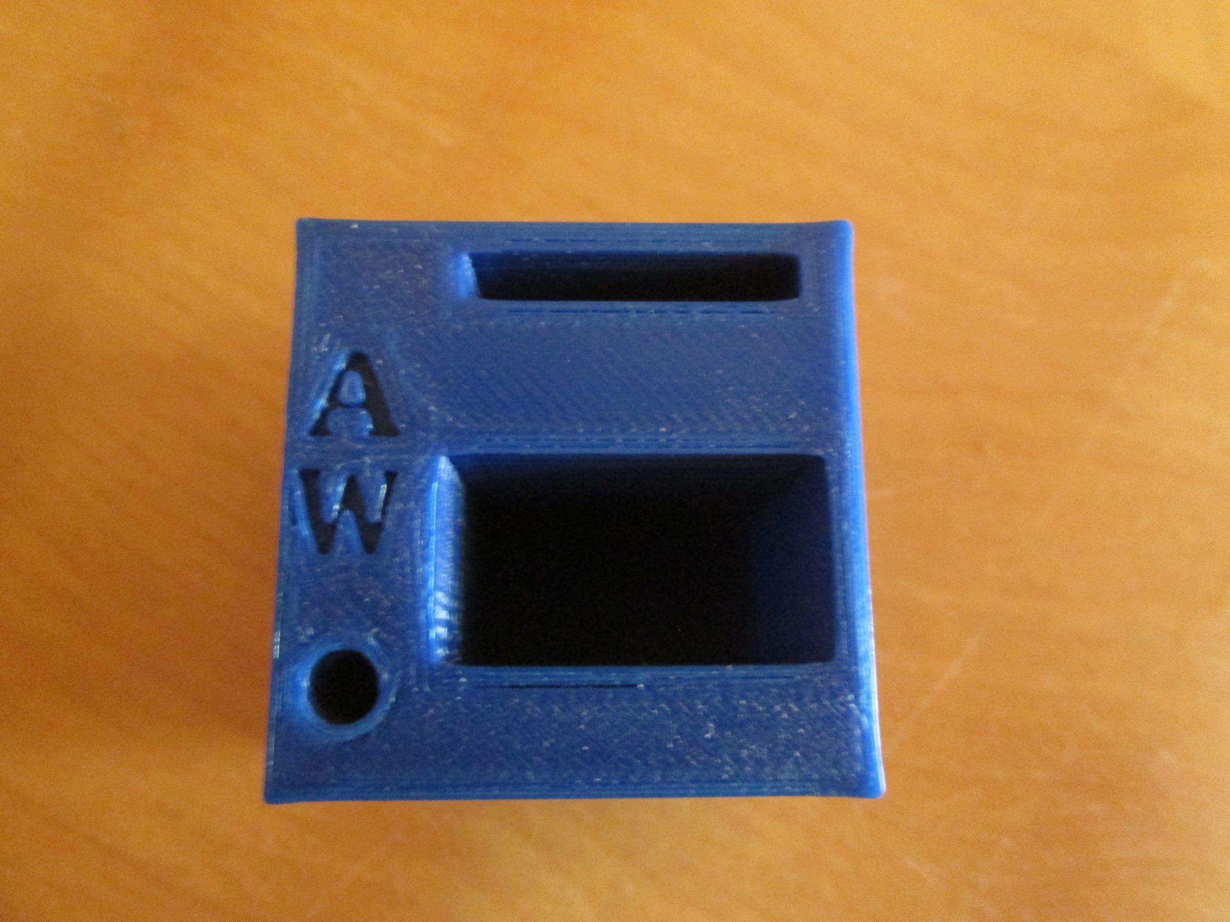 Easy Desktop Item Holder Made With TinkerCAD : 6 Steps - Instructables