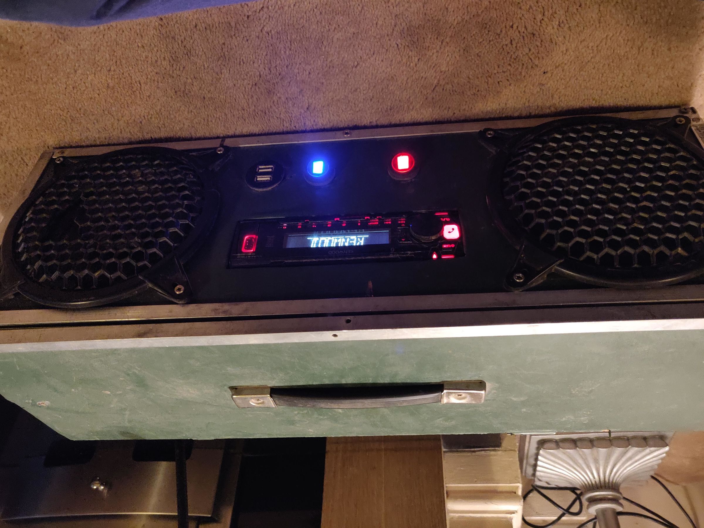 Portable Boombox : 14 Steps - Instructables