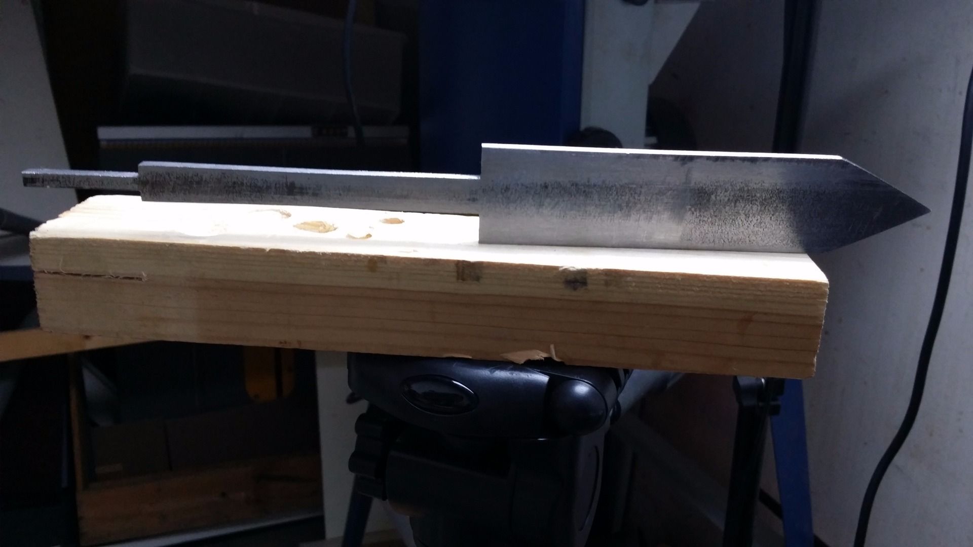 How to Make a Dagger : 9 Steps (with Pictures) - Instructables