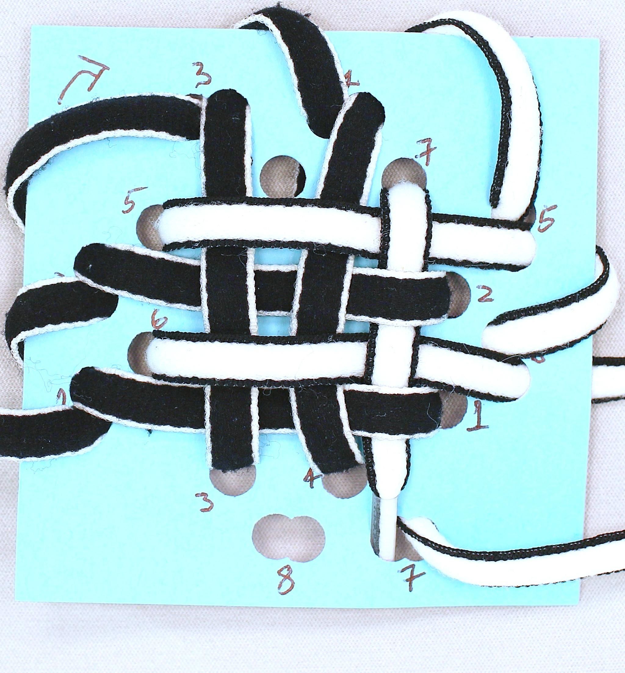 Tie a Pan Chang/Mystic Knot With a Paper Template : 7 Steps (with ...